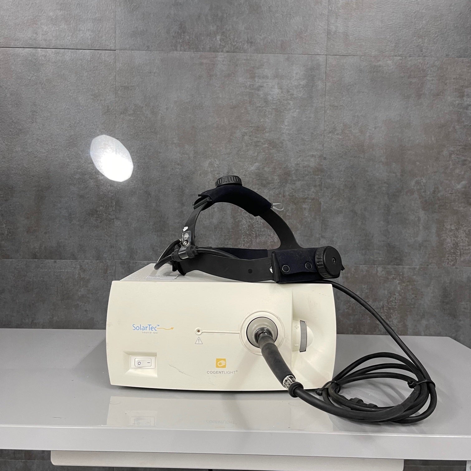 SolarTec Source 100 Light Source