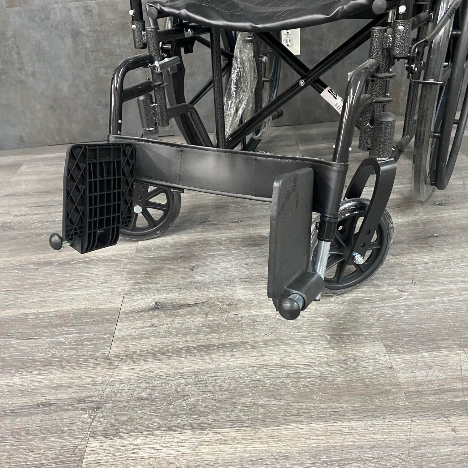 Alex DME Lightweight Wheelchair