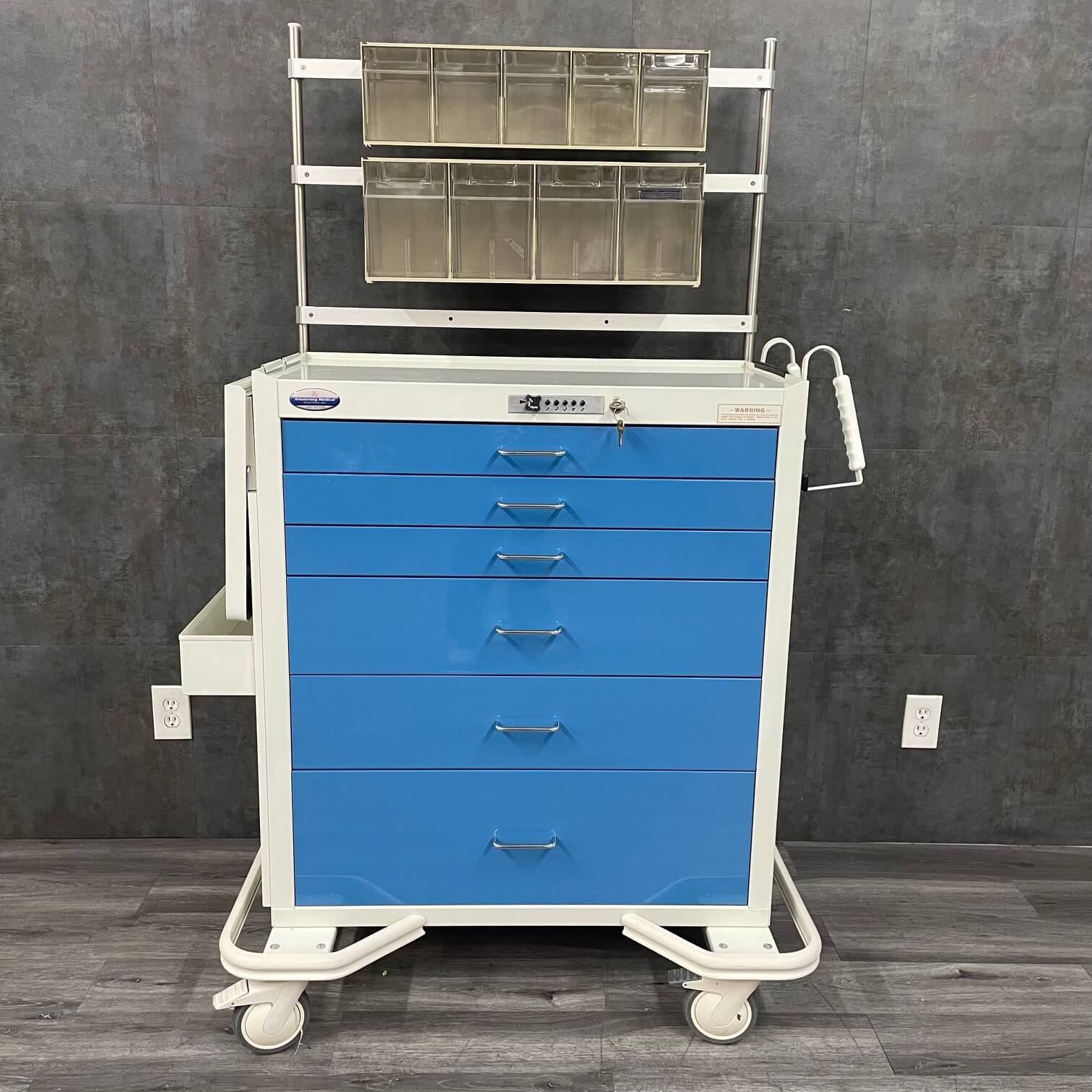 Armstrong Medical Crash Cart W touchpad – Angelus Medical and Optical