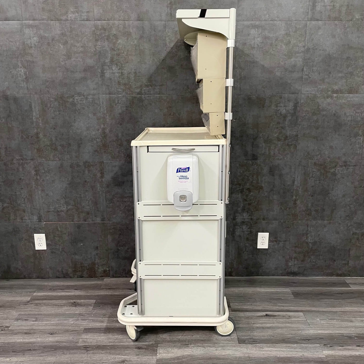 Armstrong Aluminum Crash Cart - – Angelus Medical and Optical