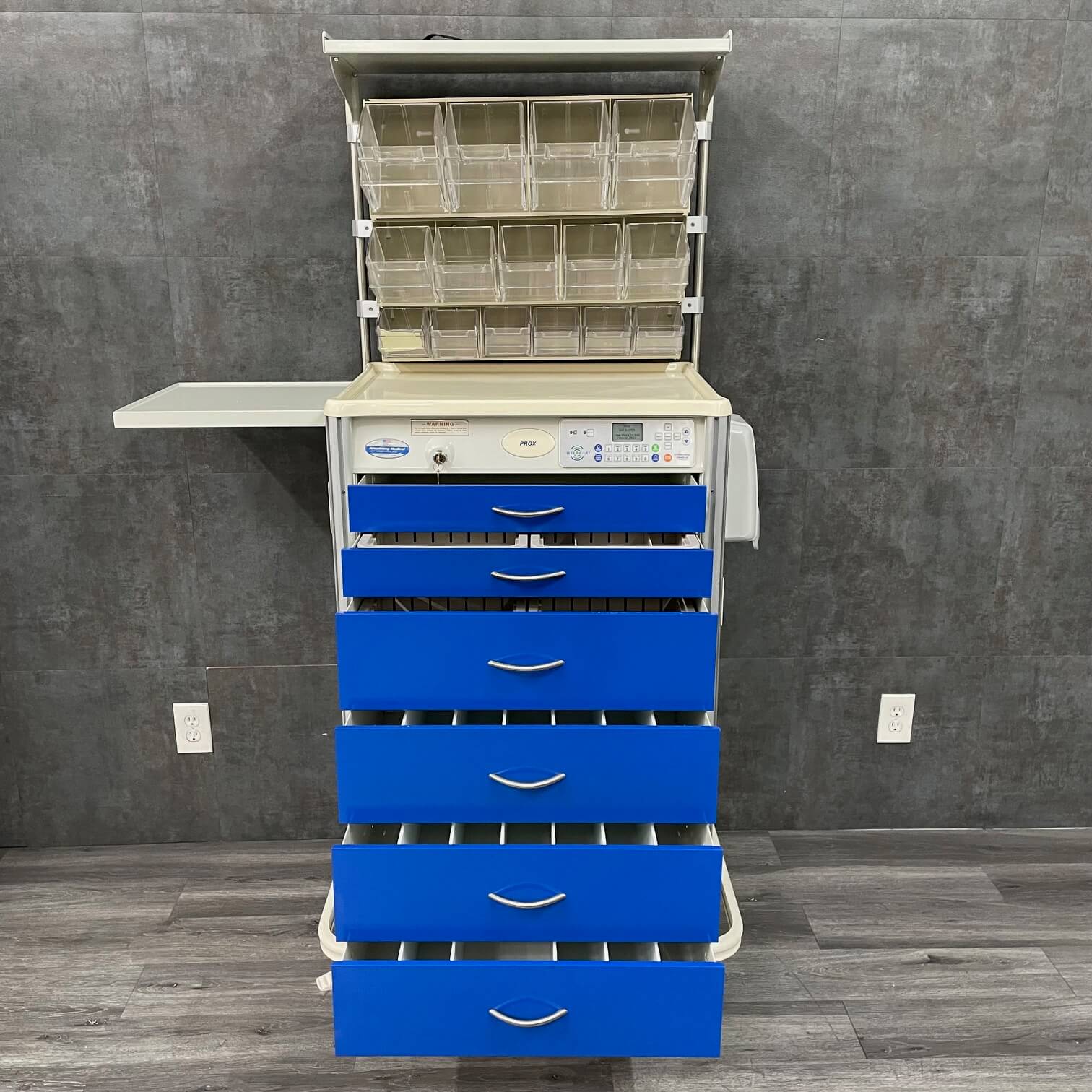 Armstrong Aluminum Crash Cart