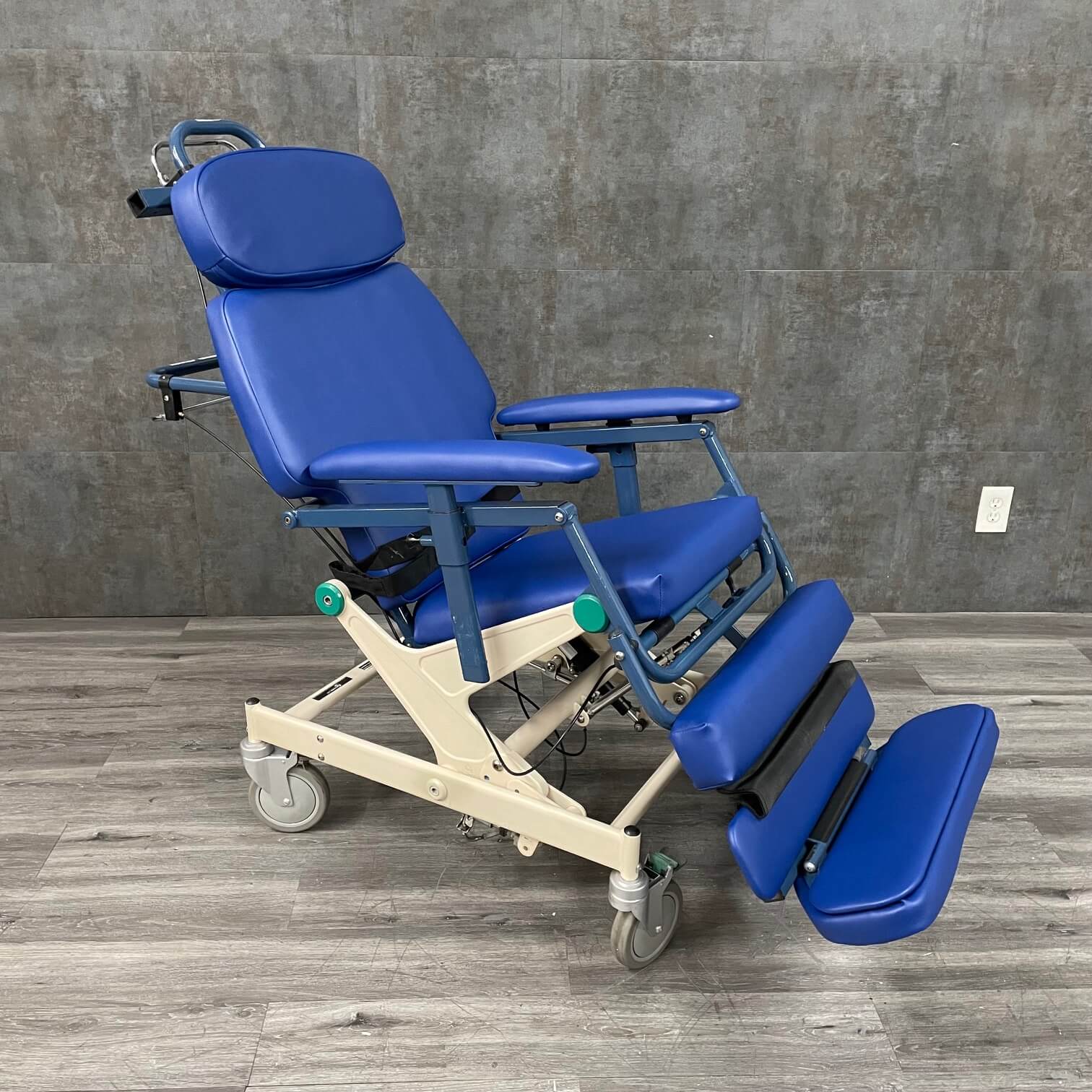 Barton Convertible Stretcher Chair,Barton Chair,Barton I-400