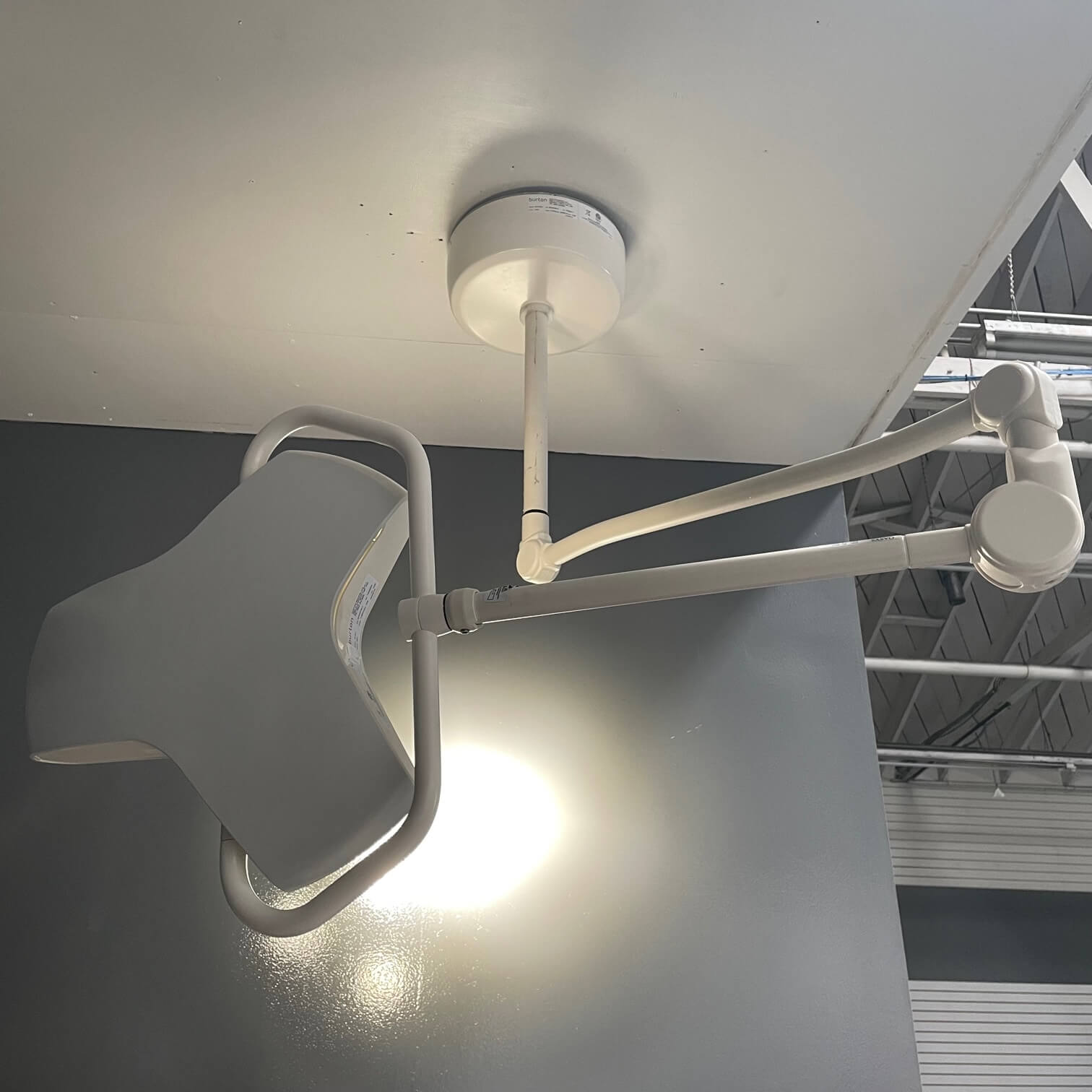 Burton AIM LED Surgical Light