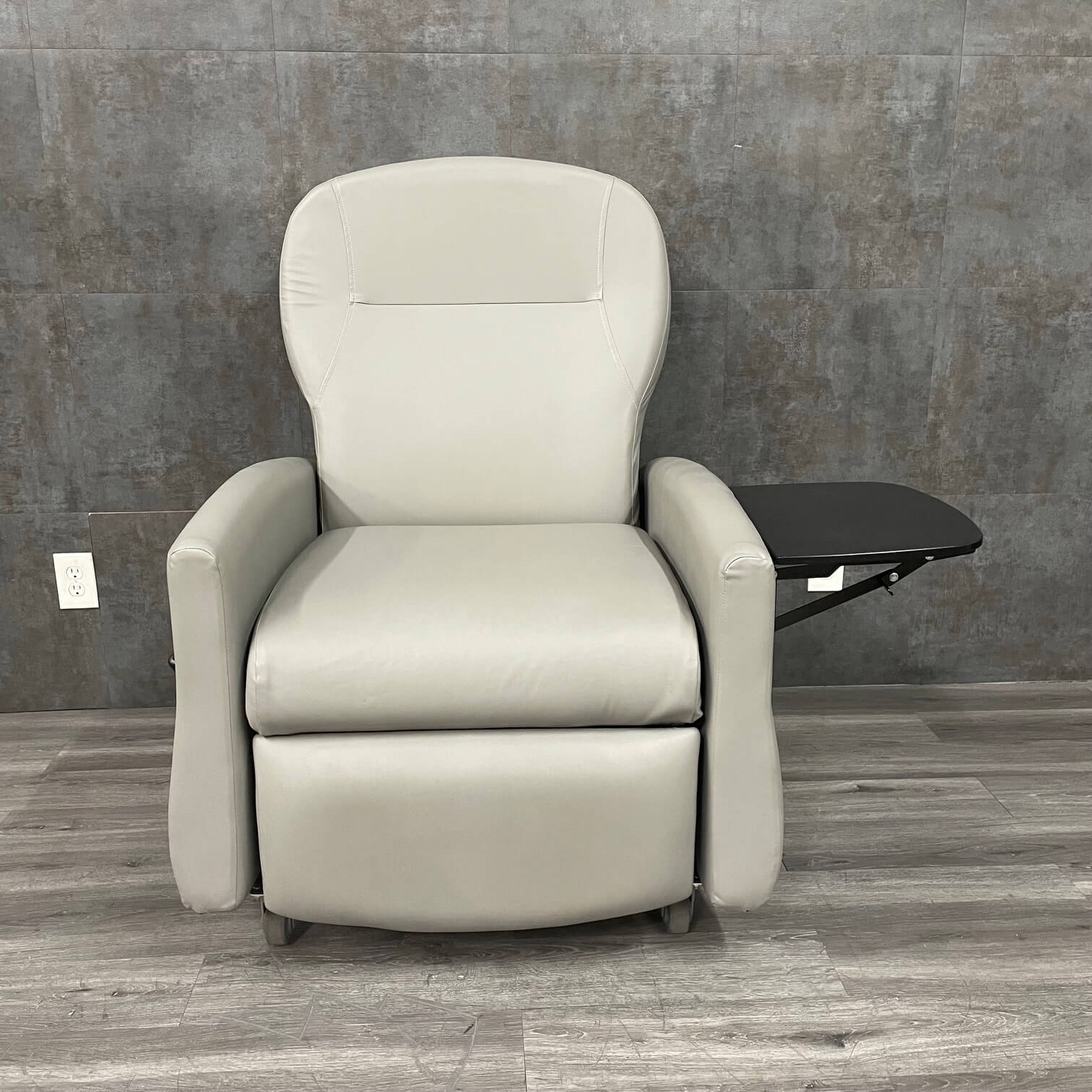 Champion Continuum Clinical Recliner | Medical Sleeper Chair Near Los ...