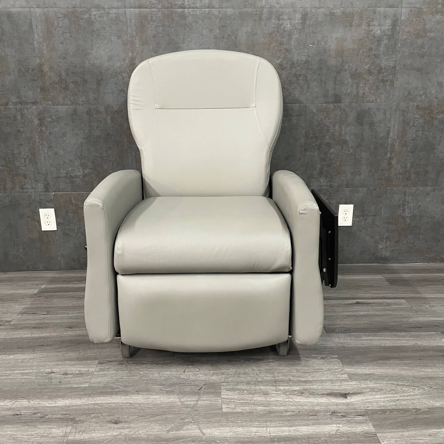 Champion Continuum Clinical Recliner | Medical Sleeper Chair Near Los ...