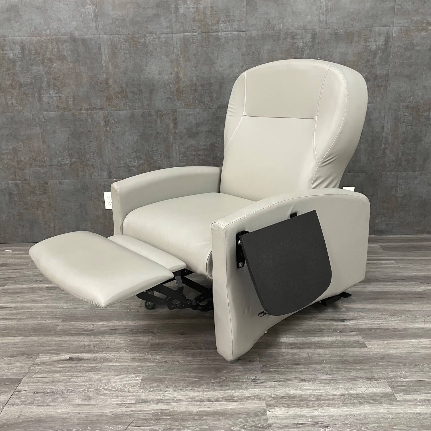 Champion Continuum Clinical Recliner | Medical Sleeper Chair Near Los ...