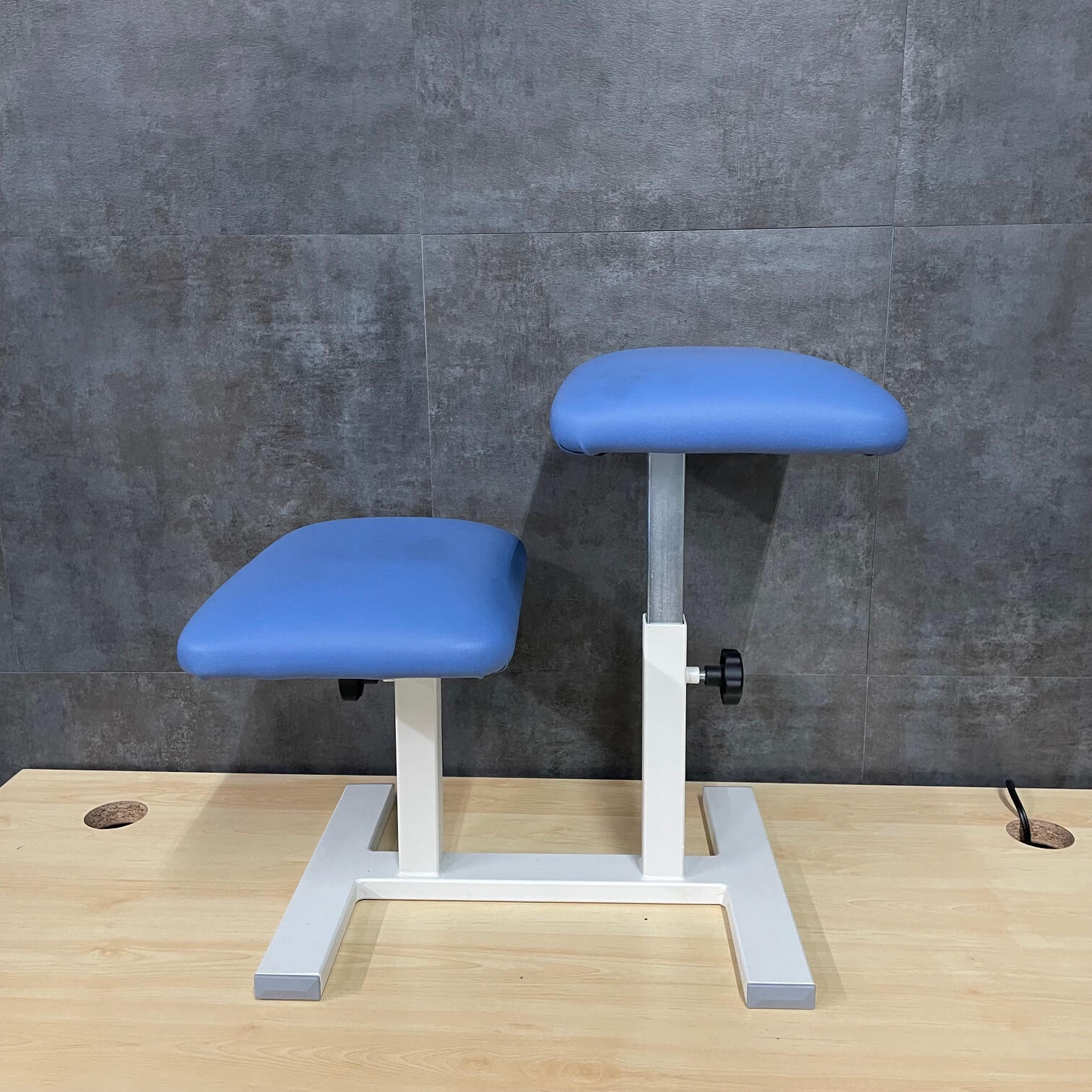 Chattanooga TXS-1 Flexion Stool - – Angelus Medical and Optical