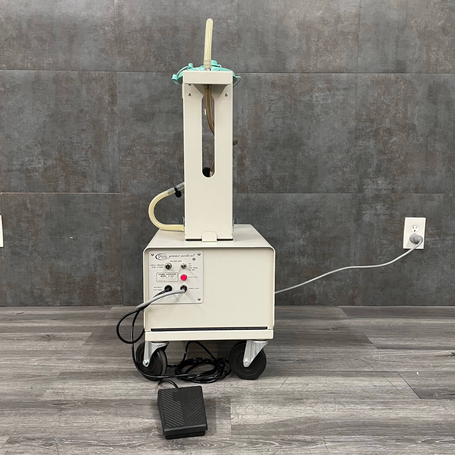 Grams Medical S-300 liposuction Aspirator