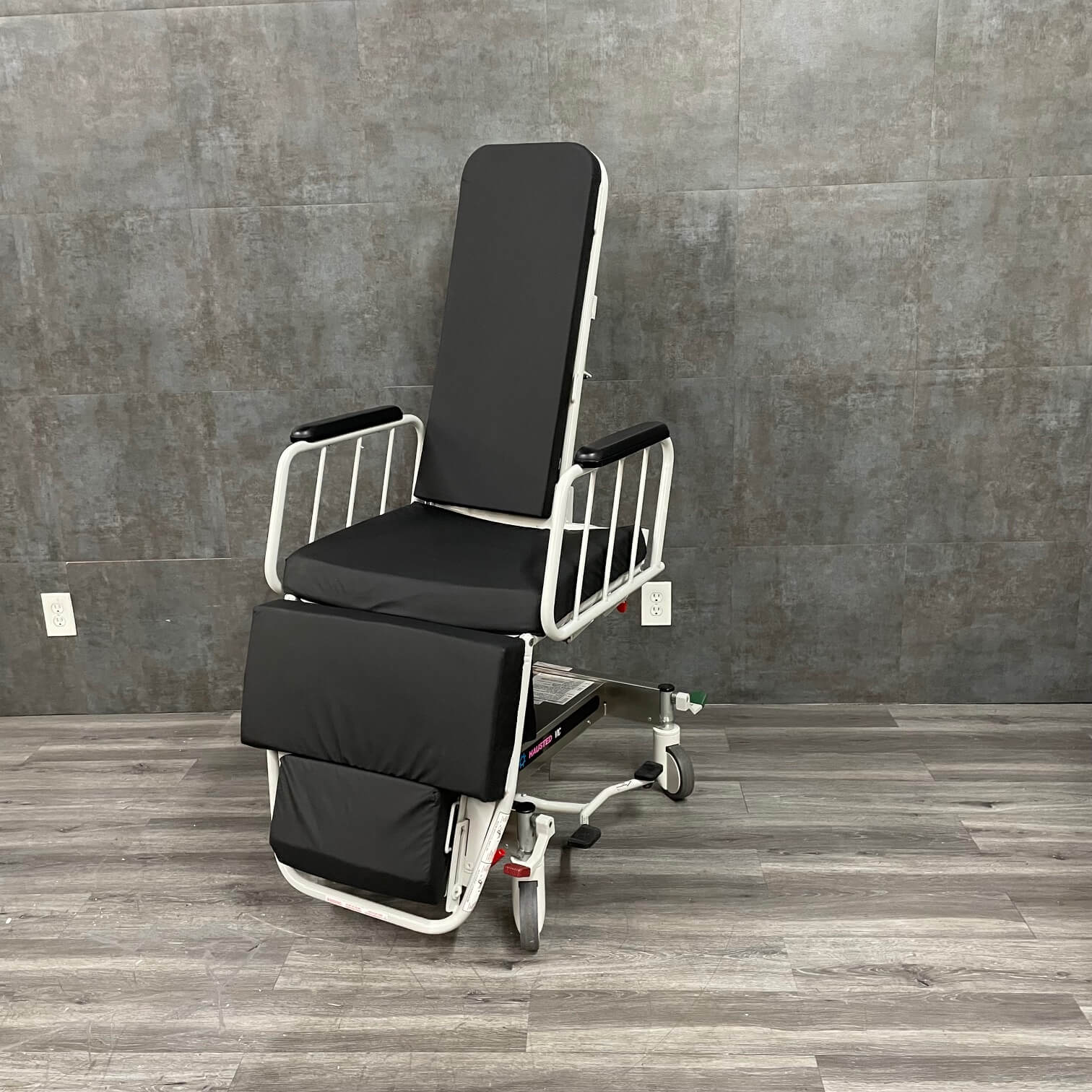 Hausted Video Imaging (Vic) Chair