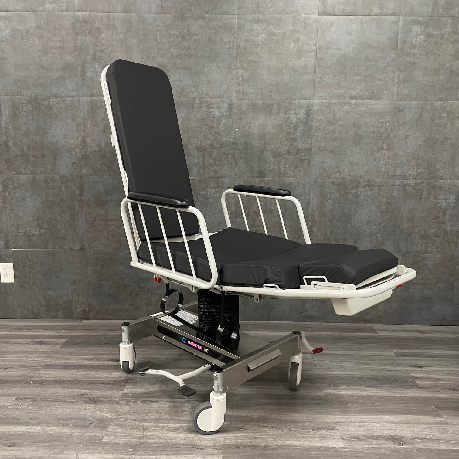 Hausted Video Imaging (Vic) Chair