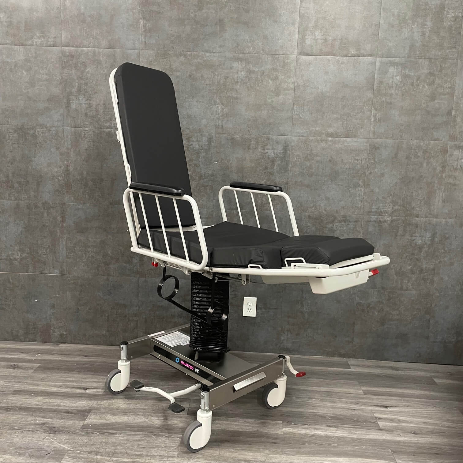 Hausted Video Imaging (Vic) Chair – Angelus Medical and Optical