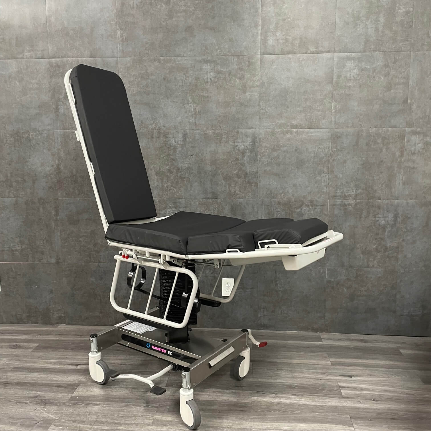 Hausted Video Imaging (Vic) Chair