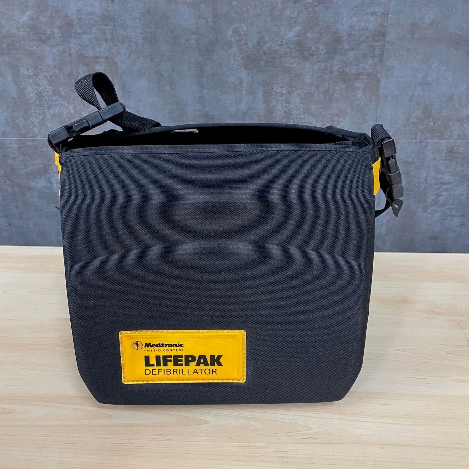 Physio-Control Lifepak 500 Defibrillator - – Angelus Medical and Optical