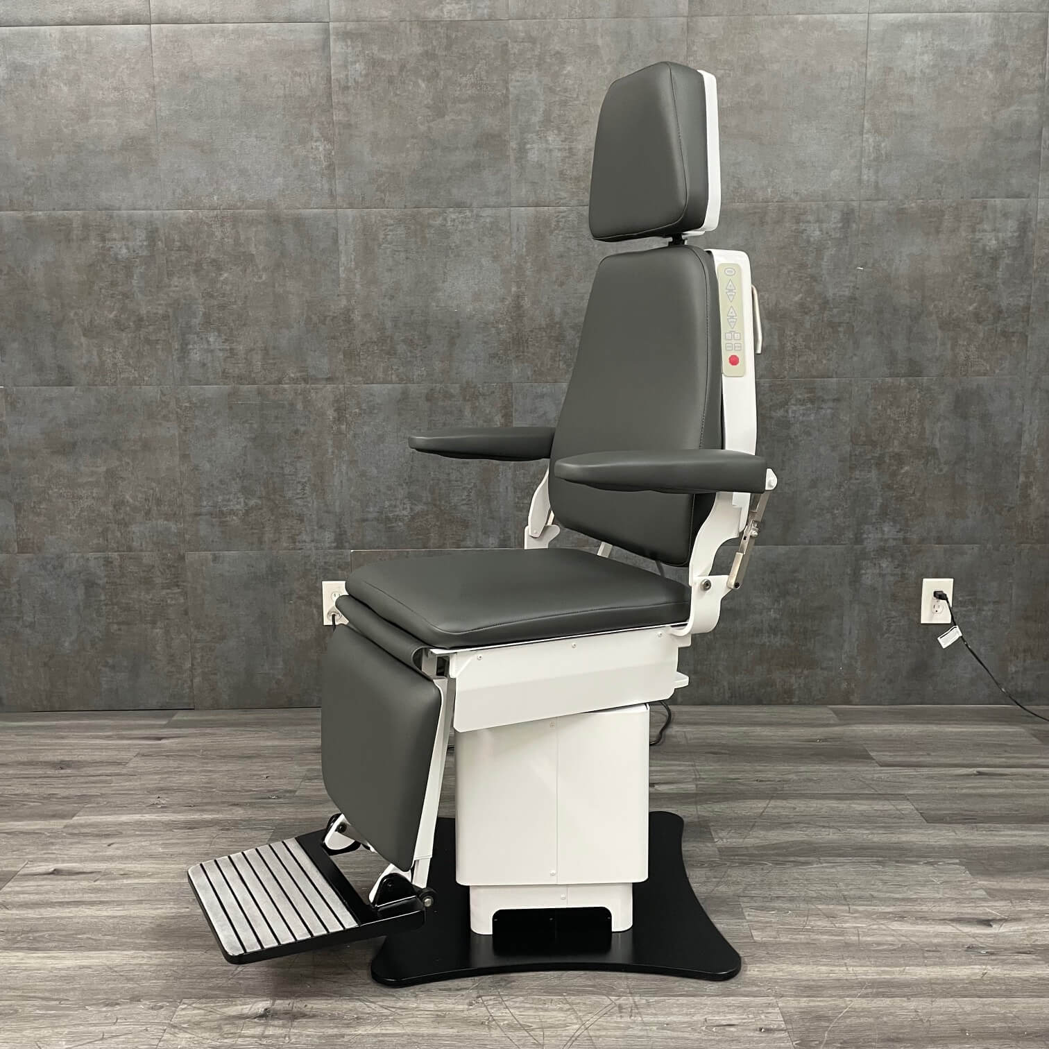 MTI 423H Procedure Chair – ENT Chair | Angelus Medical CA