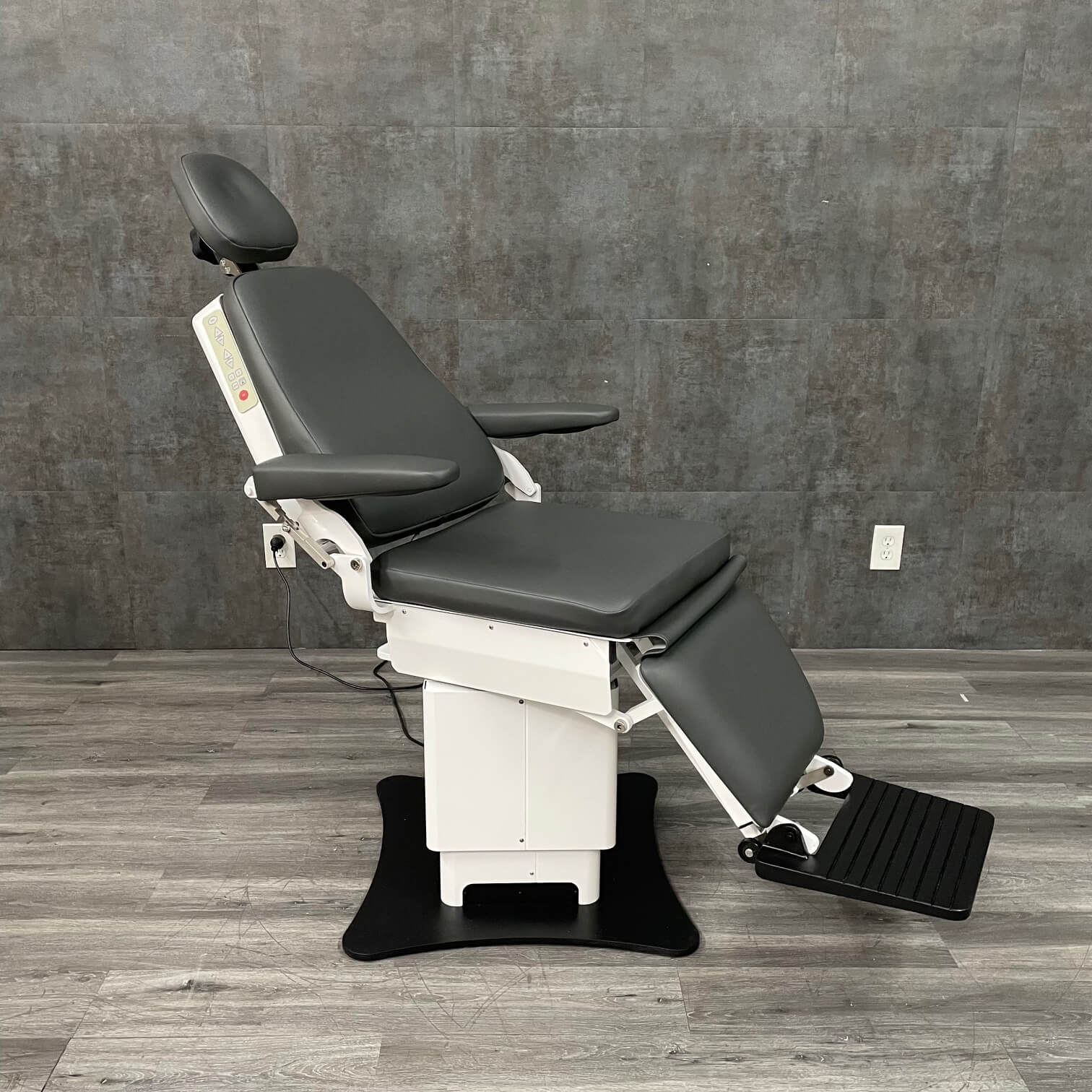 MTI 423 Power Exam Chair - – Angelus Medical and Optical