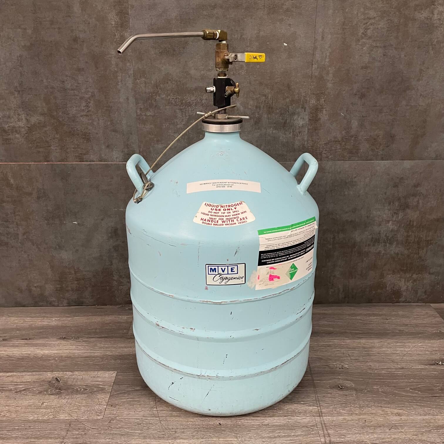 MVE Lab 30 Liquid Nitrogen Storage w Manual Discharge Device for sale