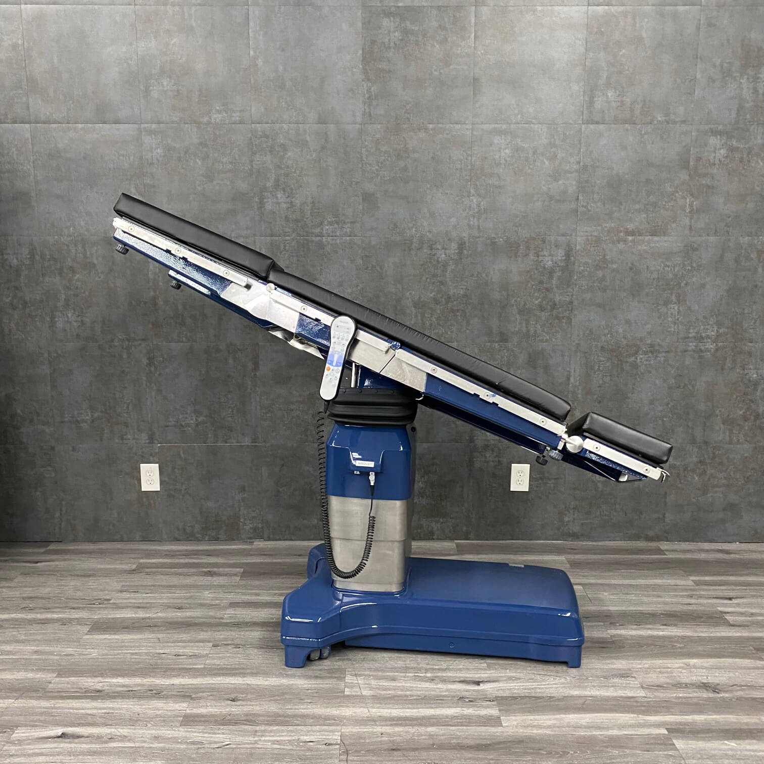 Maquet Alphastar Surgery Table