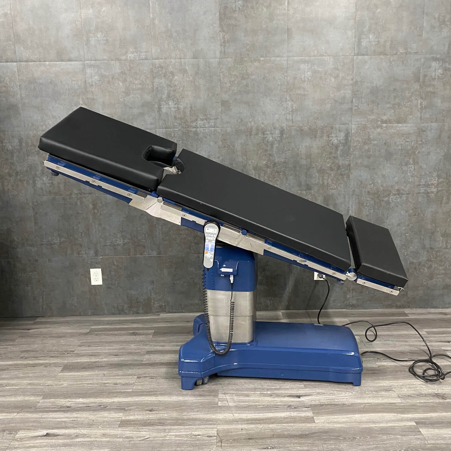 Maquet Alphastar Surgery Table