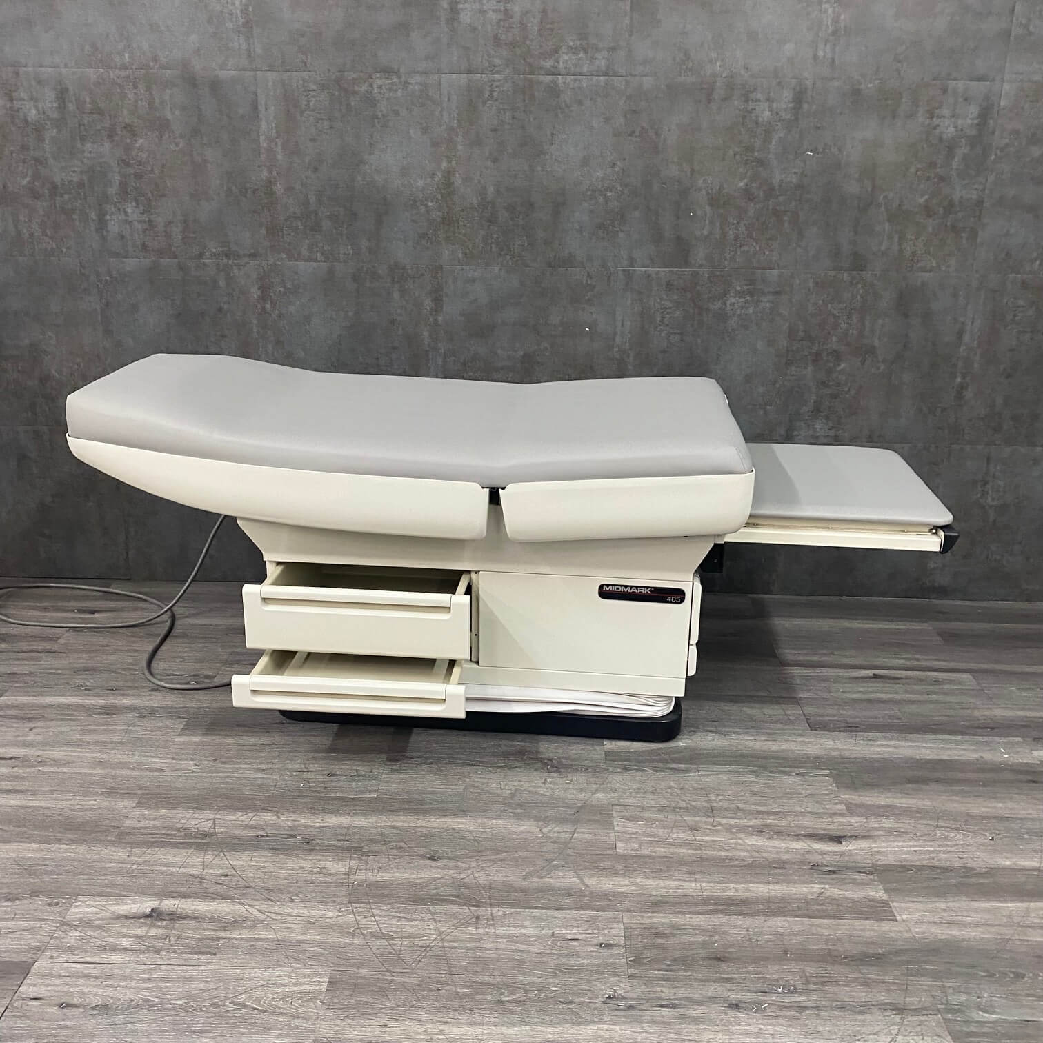 Midmark Ritter 405 Power Exam Table - – Angelus Medical and Optical