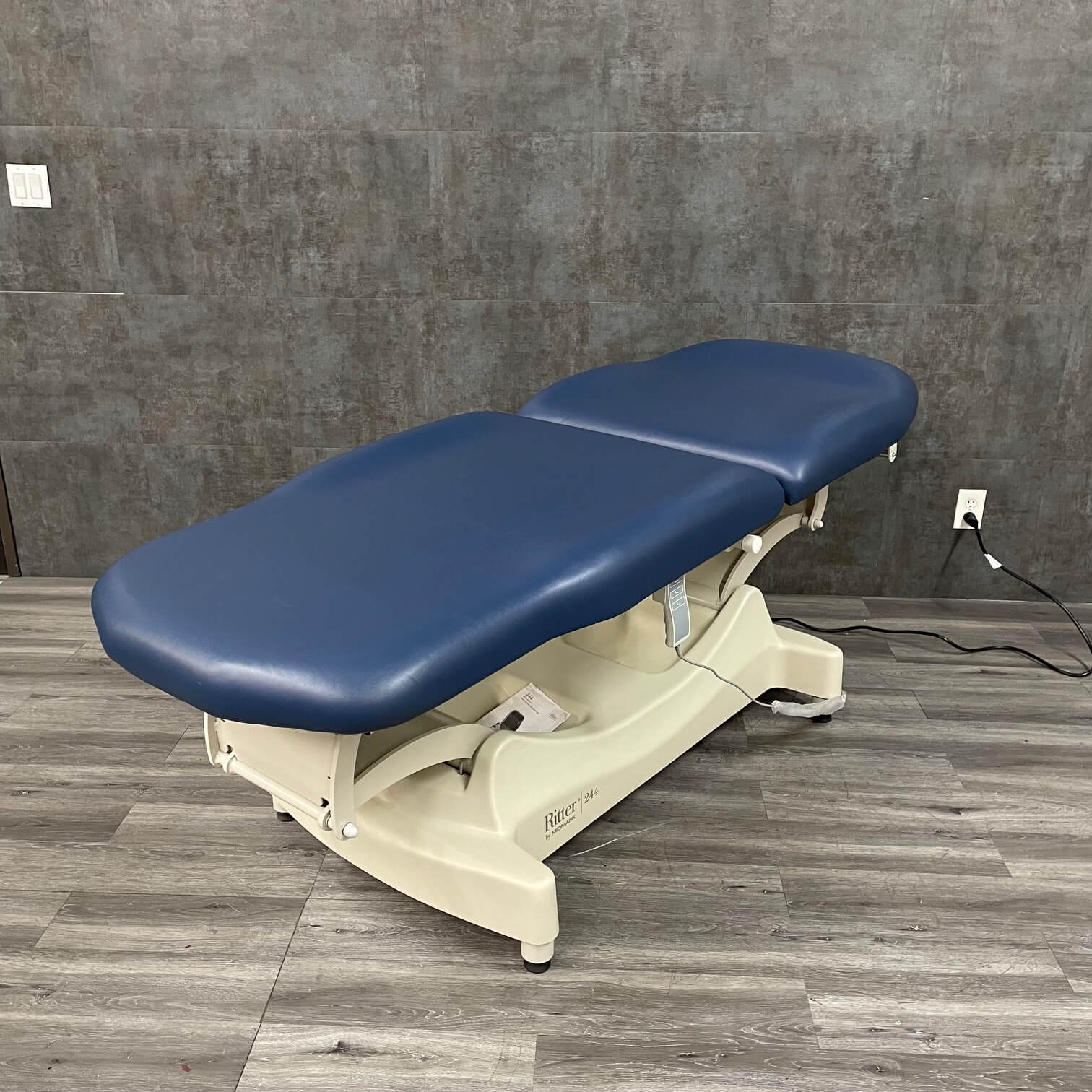 Ritter 244 Bariatric Power Exam Table - Base only