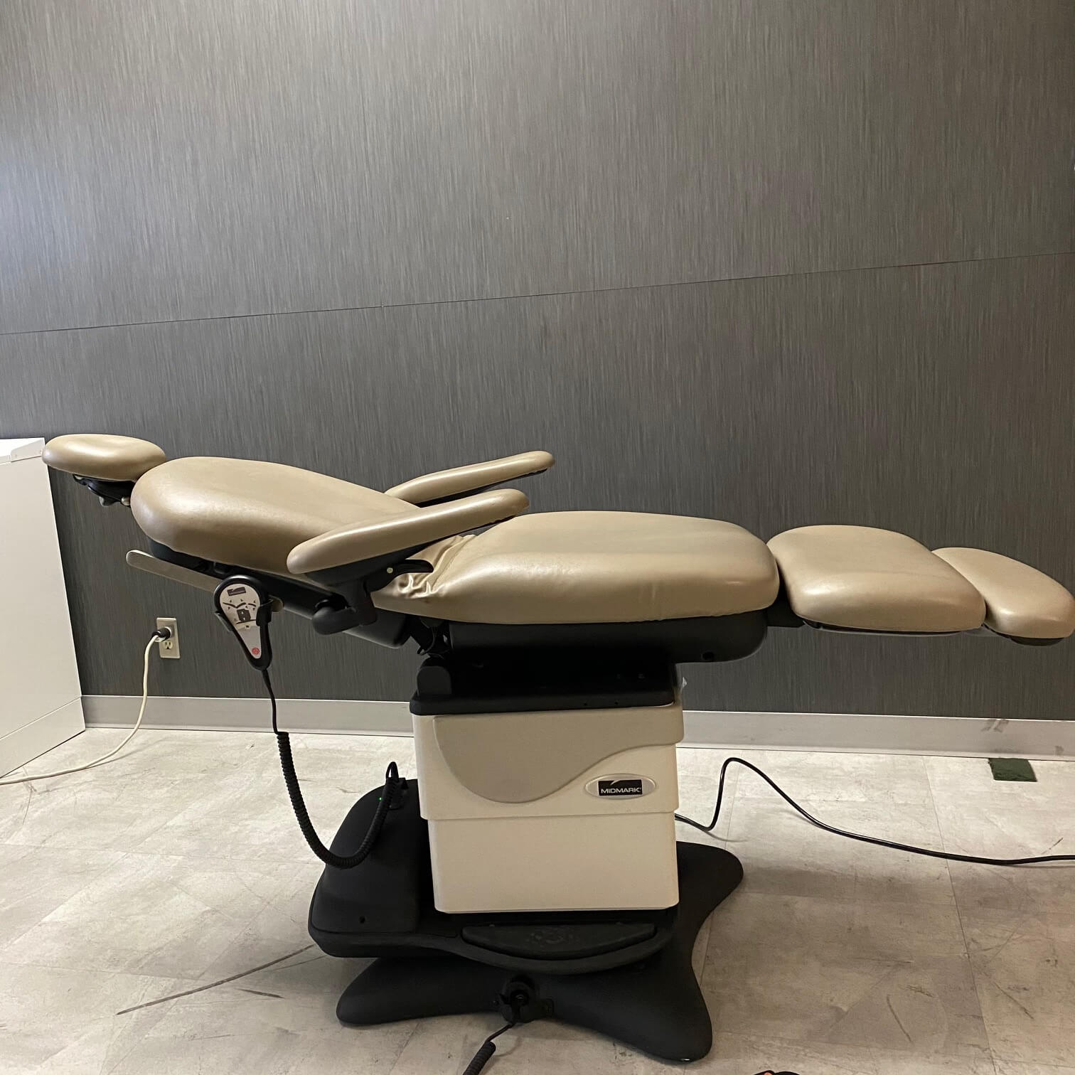 Midmark Ritter 641,Procedure Chair,Ritter 641 – Angelus Medical and Optical