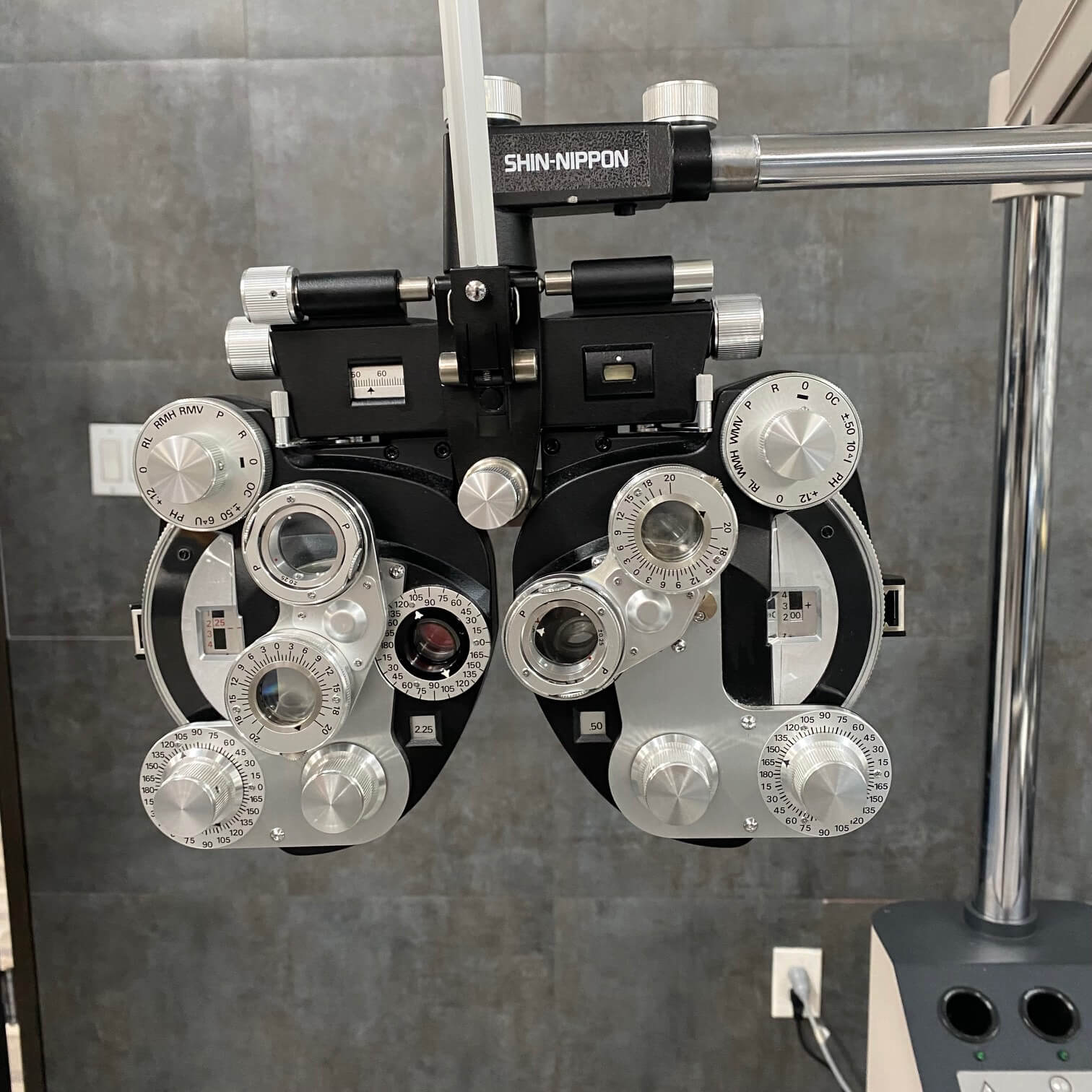 Shin-Nippon Plus Cylinder Phoropter - – Angelus Medical and Optical