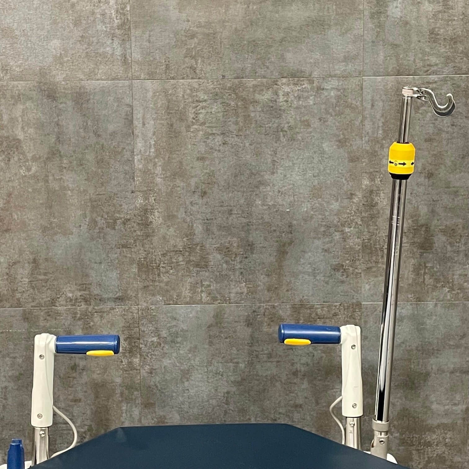 Stryker Prime Series Zoom Stretcher