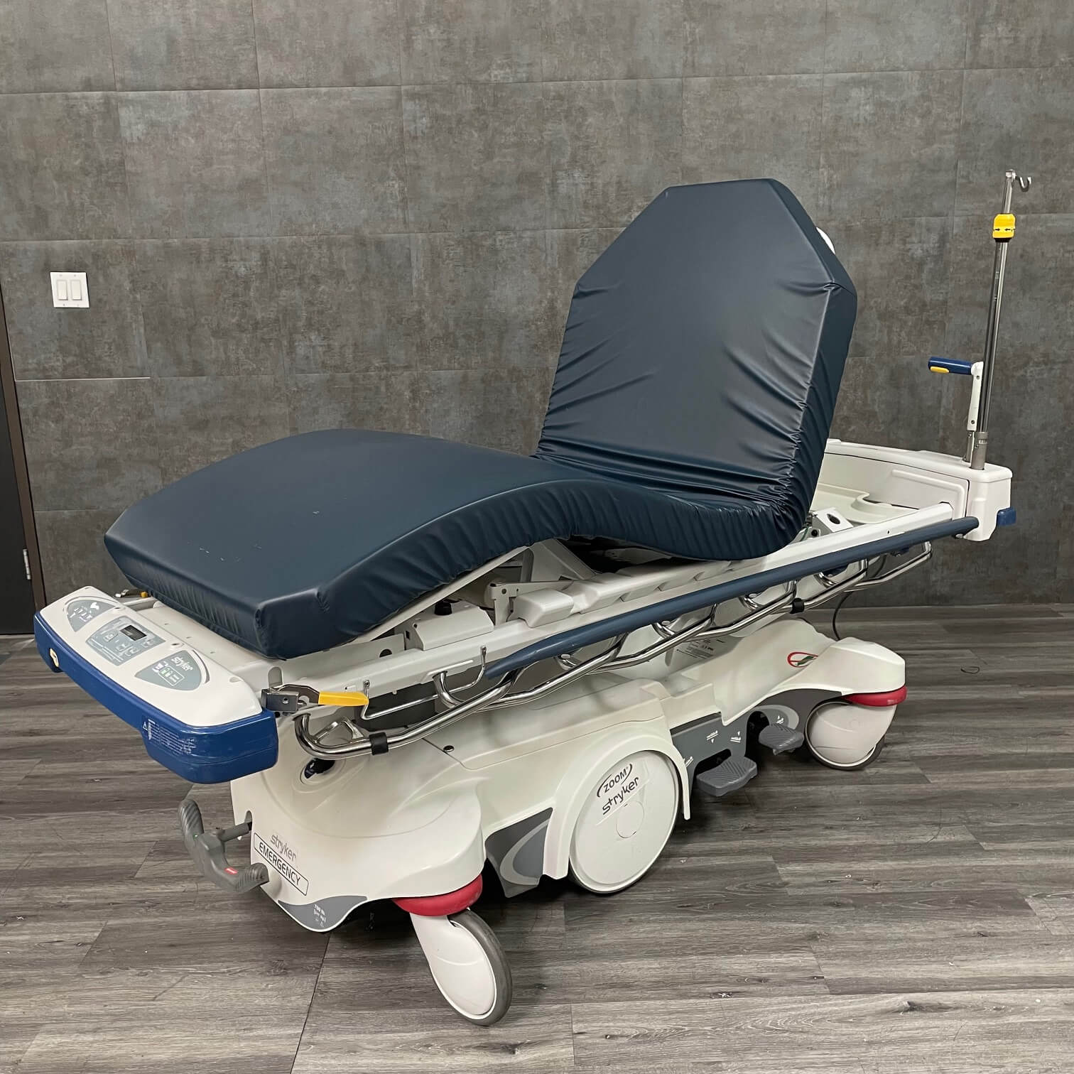 Stryker Prime Series Zoom Stretcher