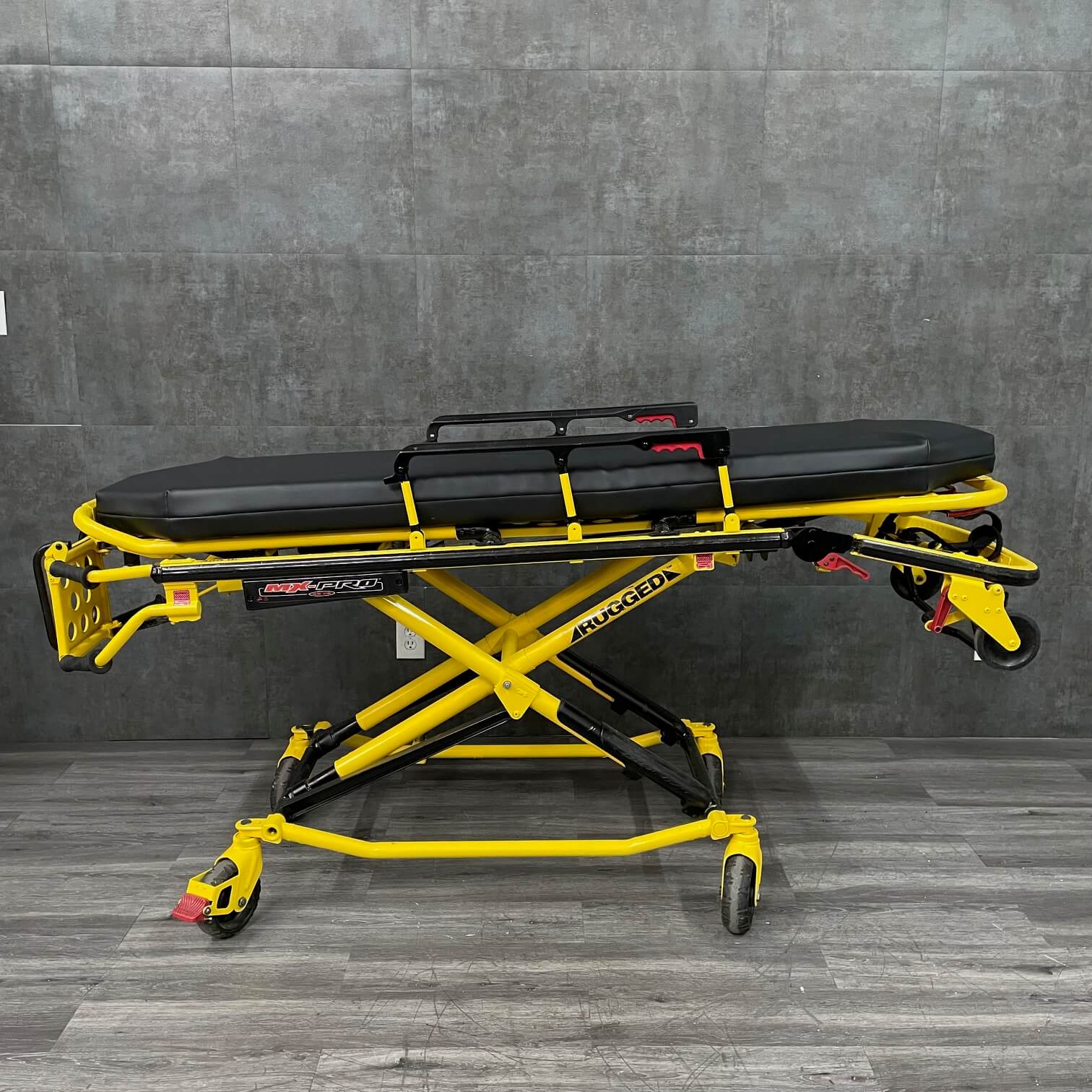 Stryker Rugged MX-PRO R3 Ambulance Gurney