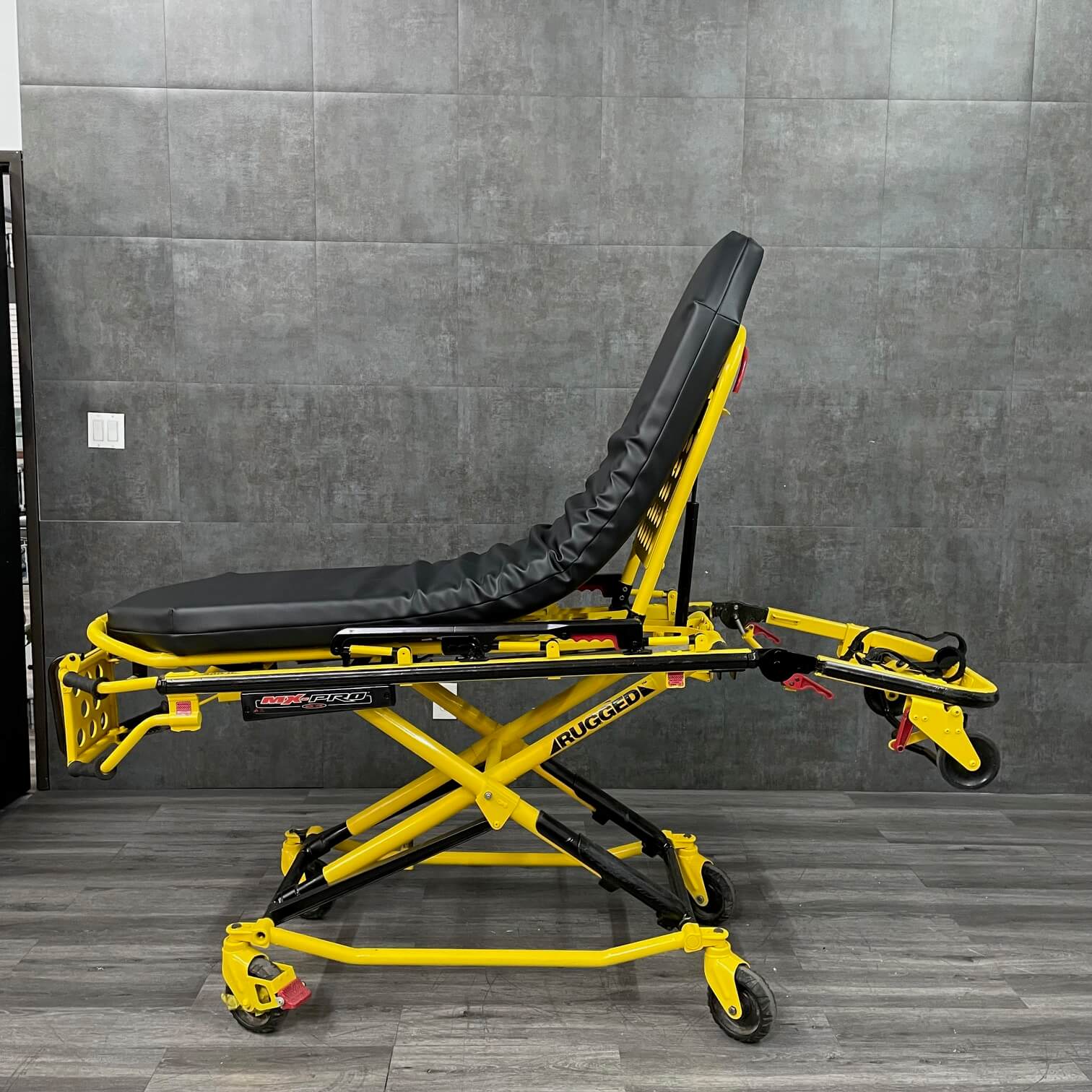 Stryker Rugged MX-PRO R3 Ambulance Gurney