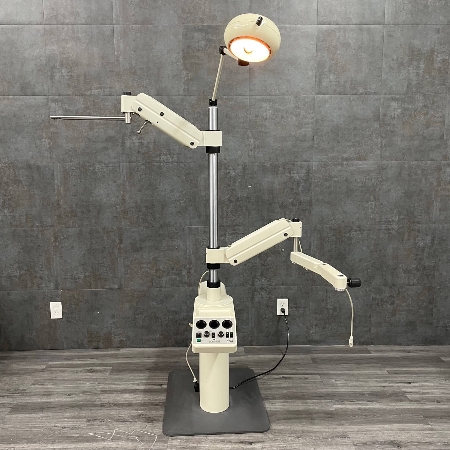 Topcon CS-4 ophthalmic stand