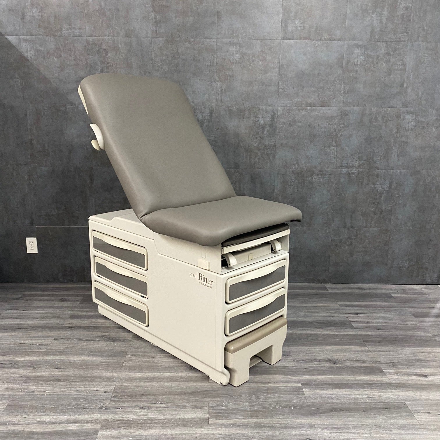 Exam Table and Exam Chair Upholstery Services
