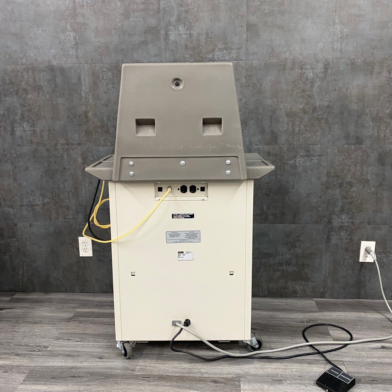 Midmark 498 ENT Treatment Cabinet