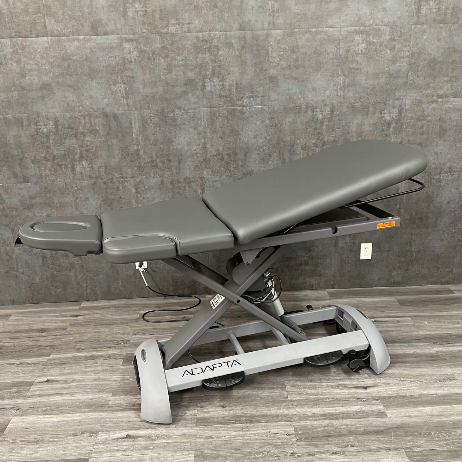 ADAPTA Summit Treatment Table - Electric Hi-Lo, 3 or 7 Sections - i ...