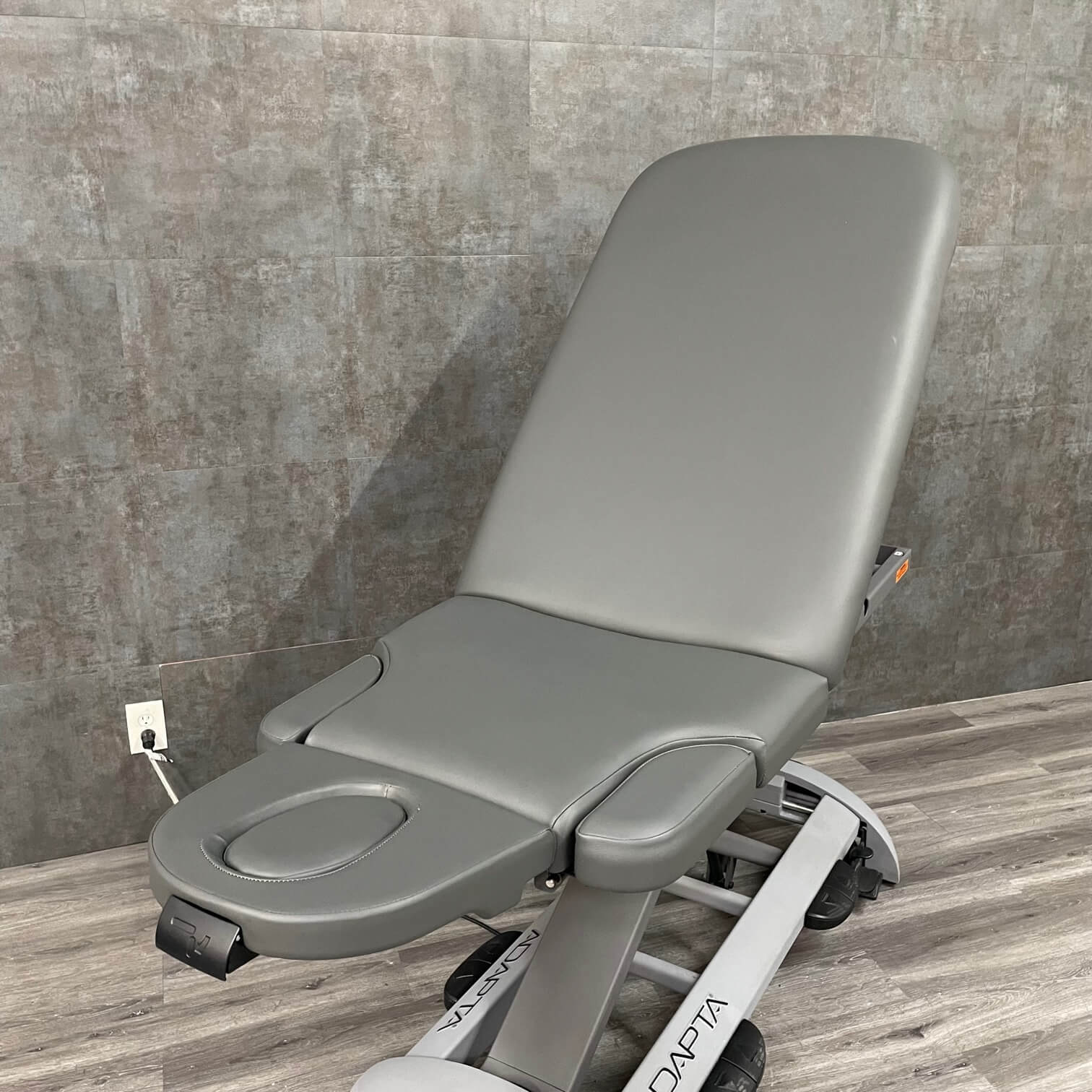 ADAPTA Summit Treatment Table - Electric Hi-Lo, 3 or 7 Sections - i ...