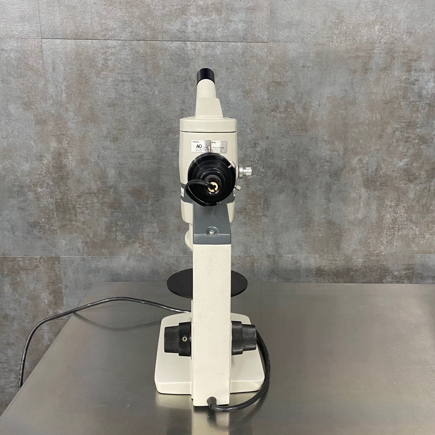 American Optical 11200 Radiuscope