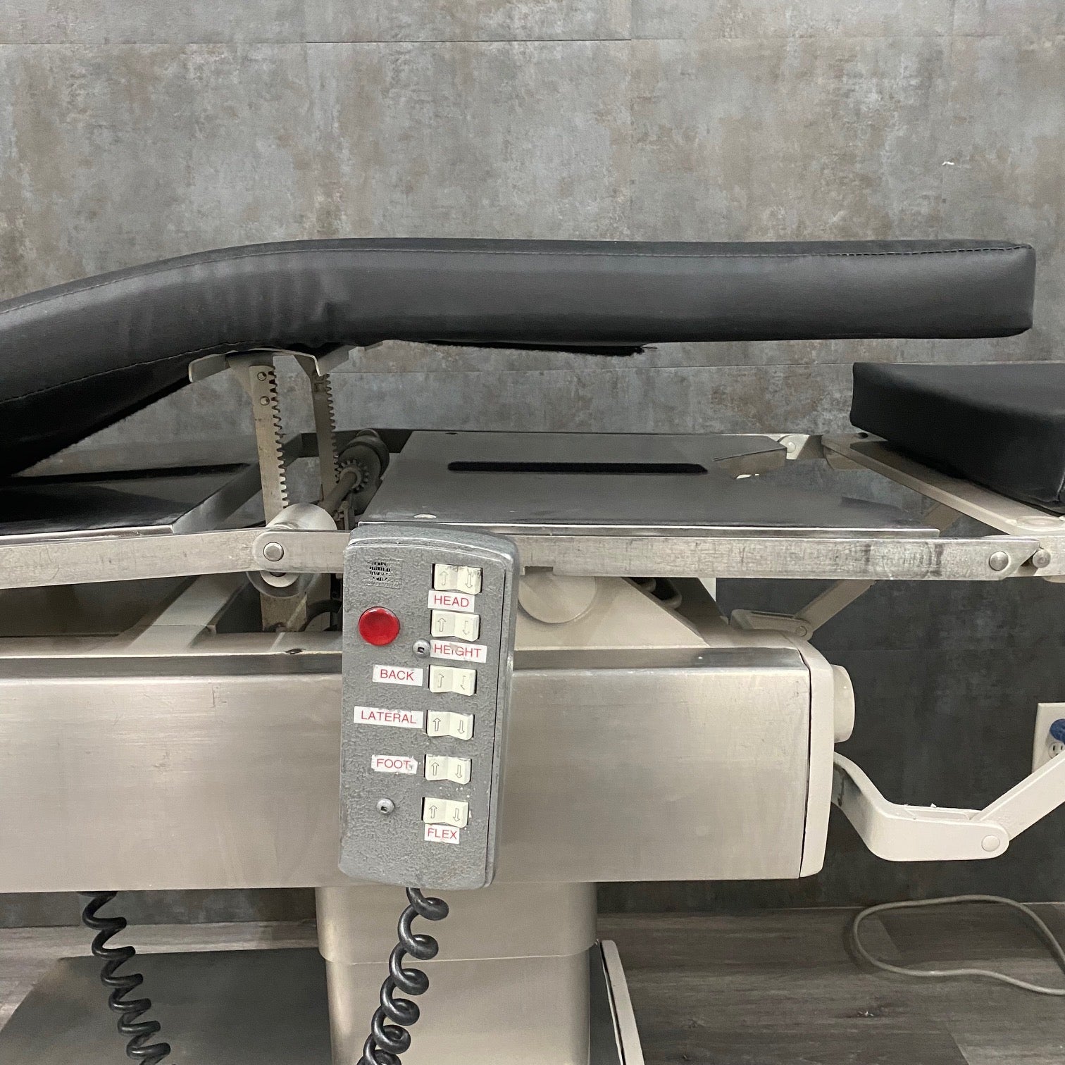 Amsco 2080 RC Surgery Table (Clearance)