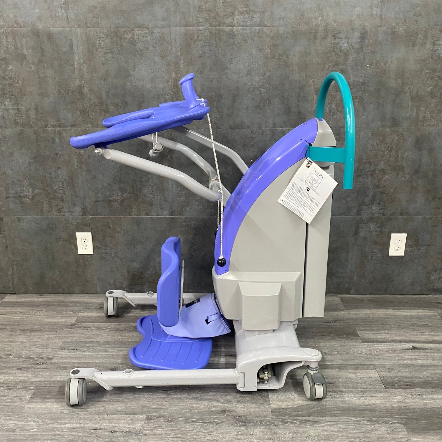 Arjo Sara Steady Plus Standing Lift with Accessories - – Angelus ...