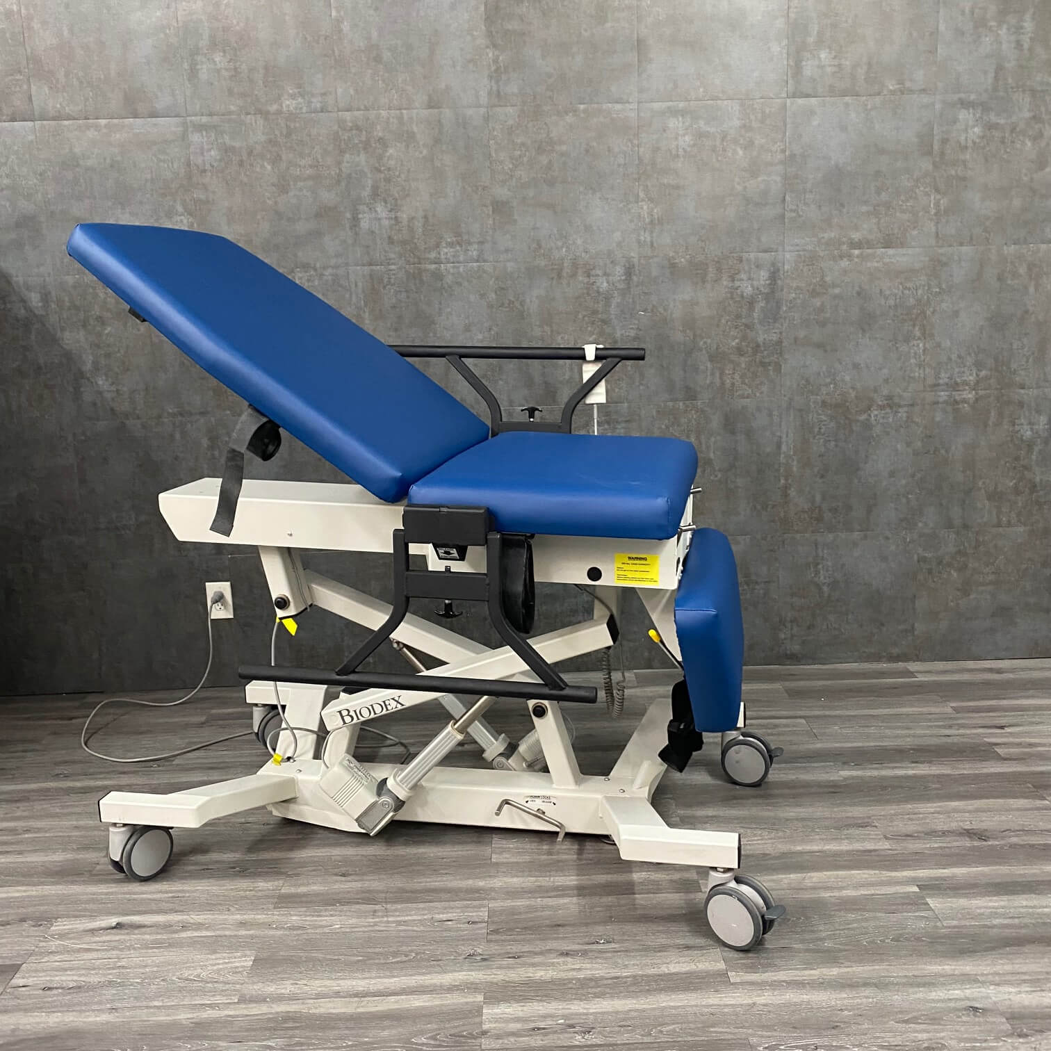 Biodex Ultrasound Pro 058-720 table w Stirrups ,Biodex – Angelus ...