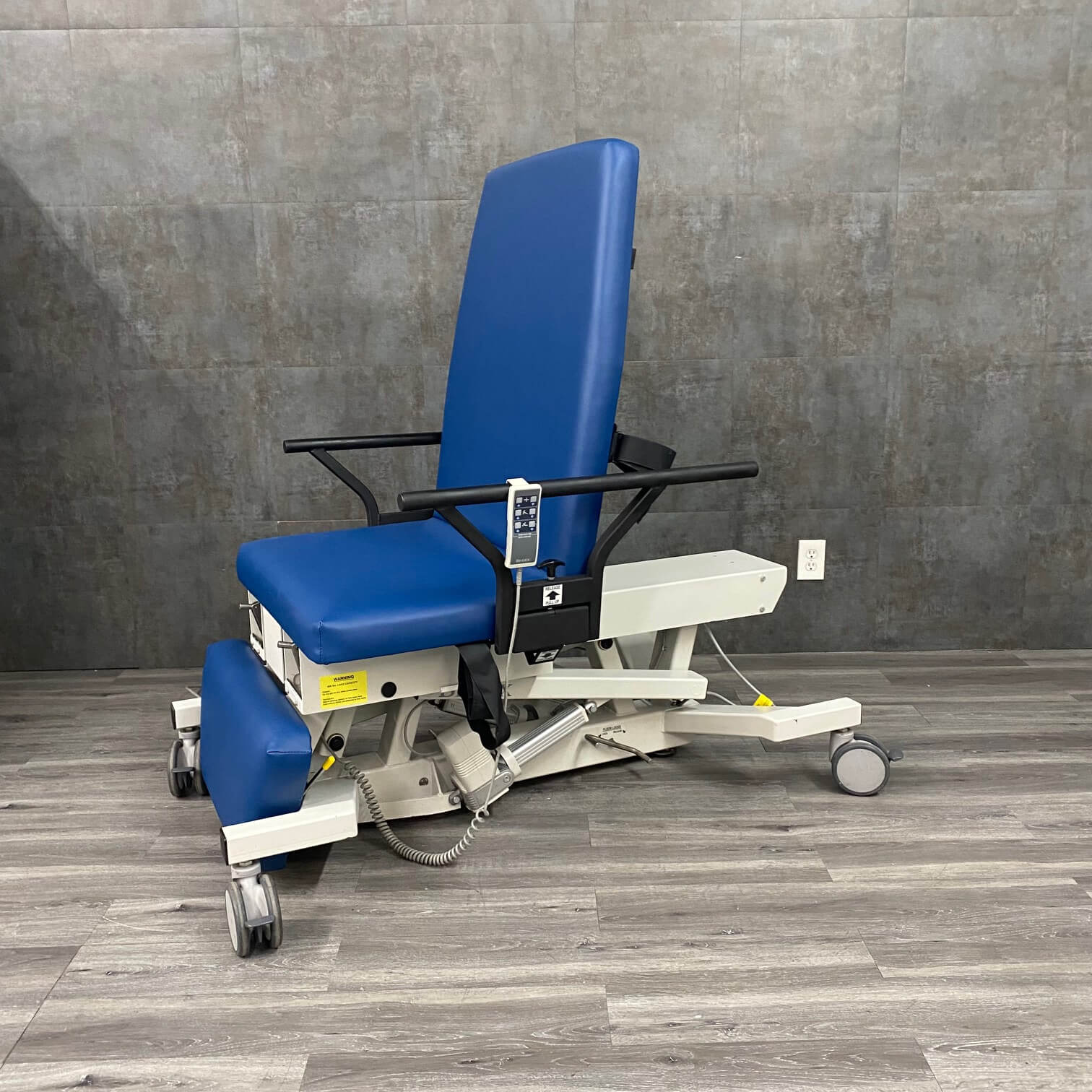 Biodex Ultrasound Pro 058-720 table w Stirrups ,Biodex – Angelus ...