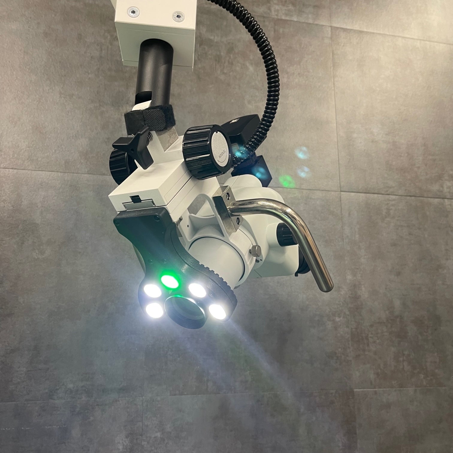 Bovie Colpo Master Trinocular LED Colposcope