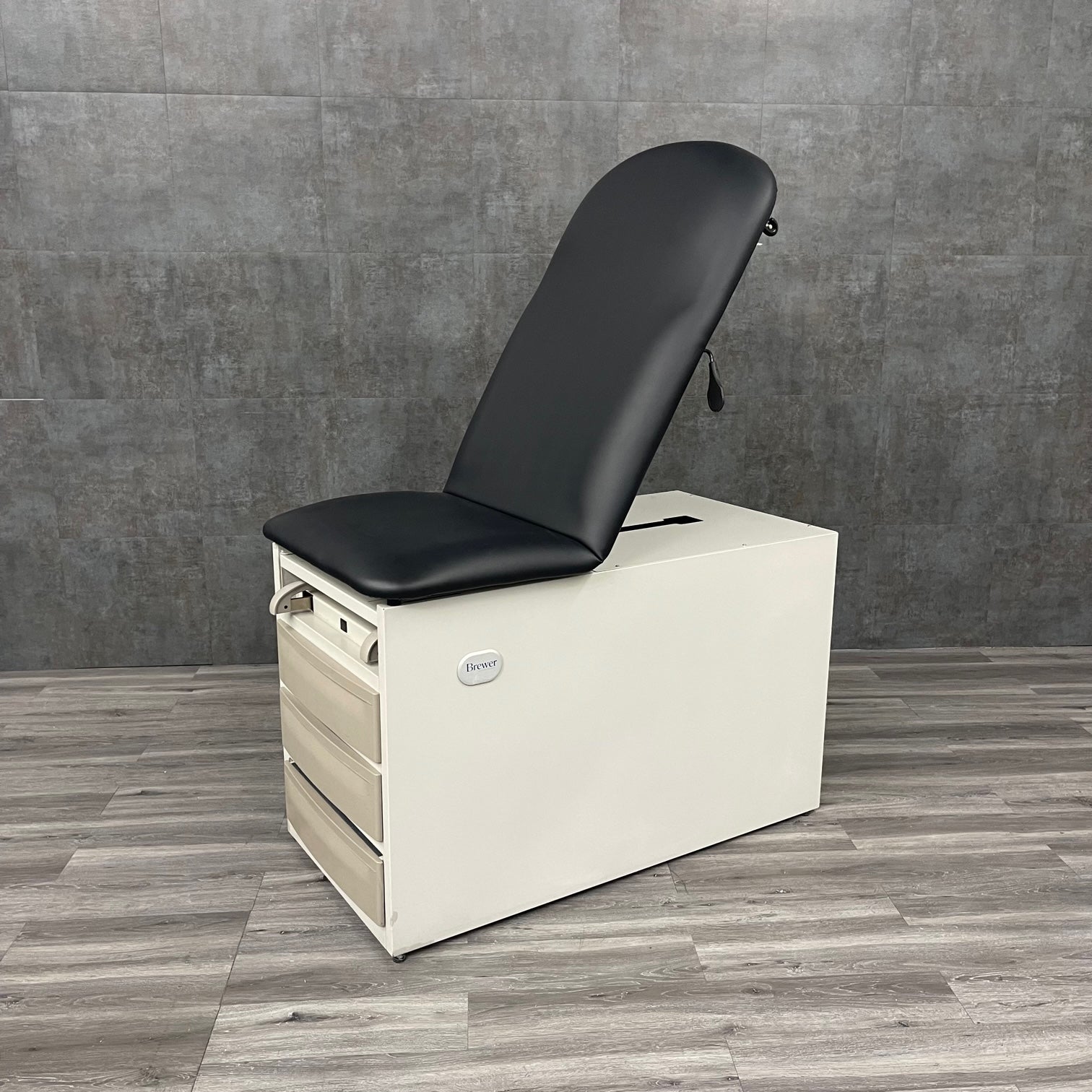 Brewer Access Exam Table | Available for sale near Los Angeles