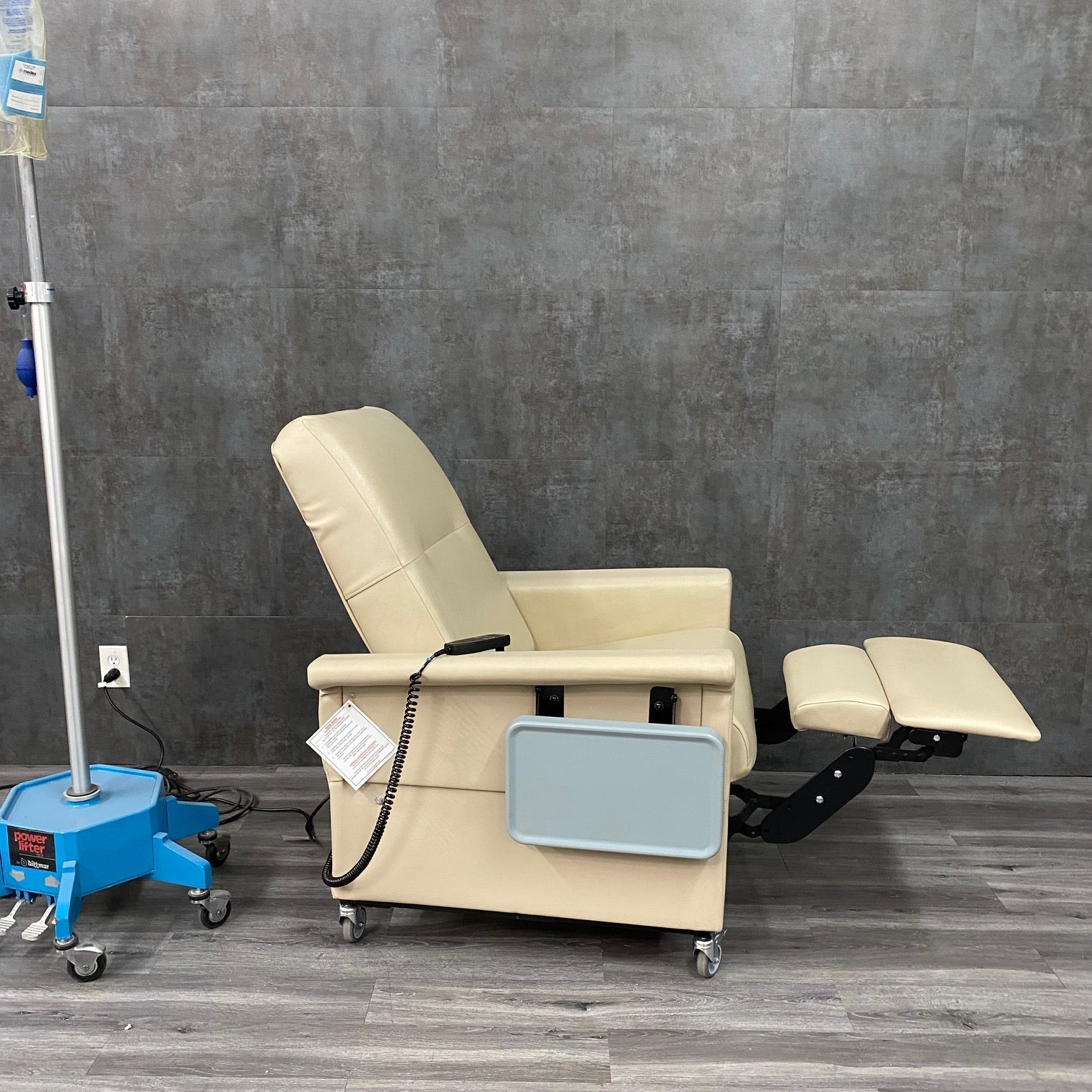 Champion 59P Power Recliner, Angelus Medical,Champion