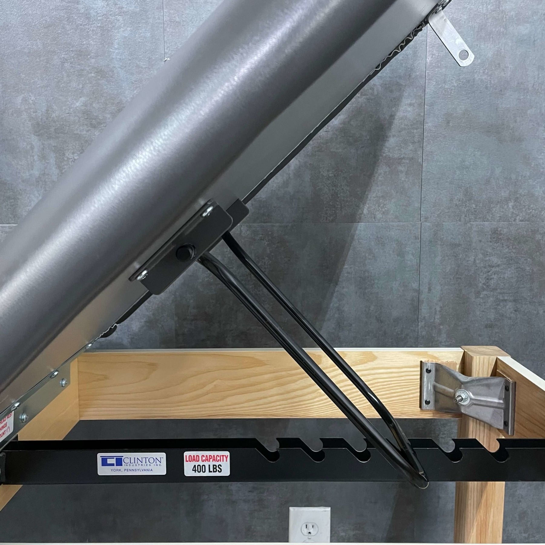 Clinton Industries Treatment Therapy Table