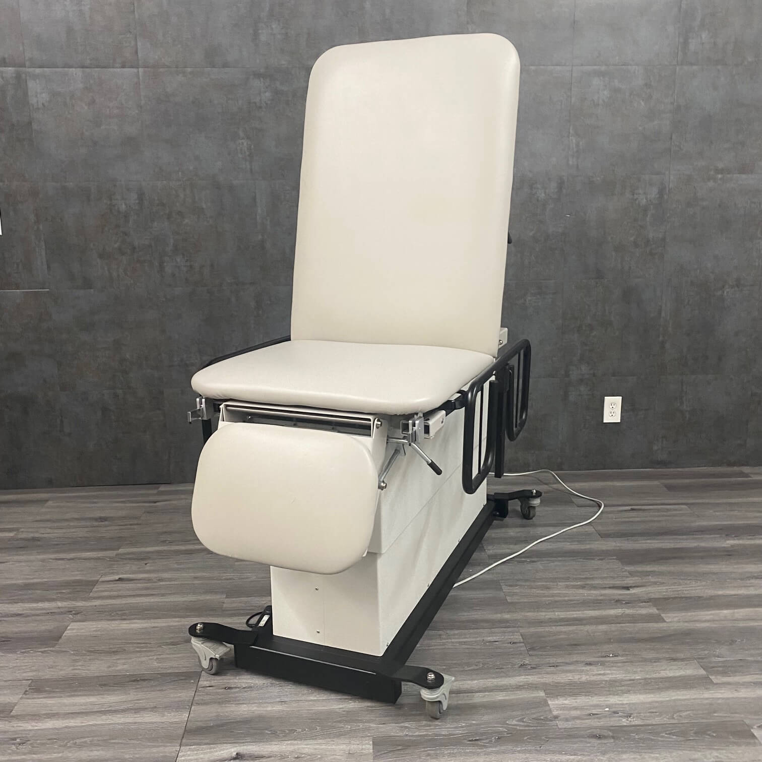 Clinton Power Exam Table with Stirrups