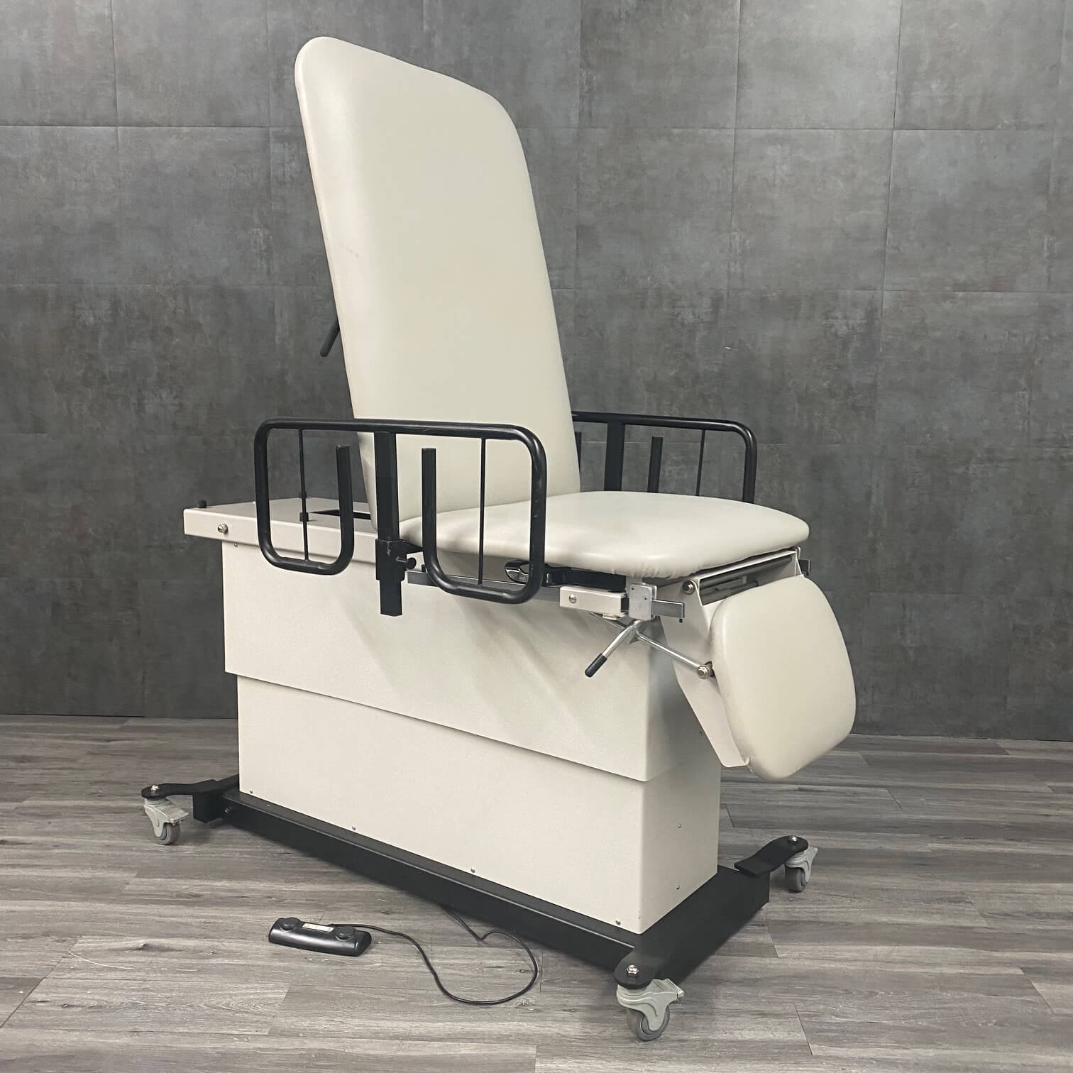 Clinton Power Exam Table with Stirrups