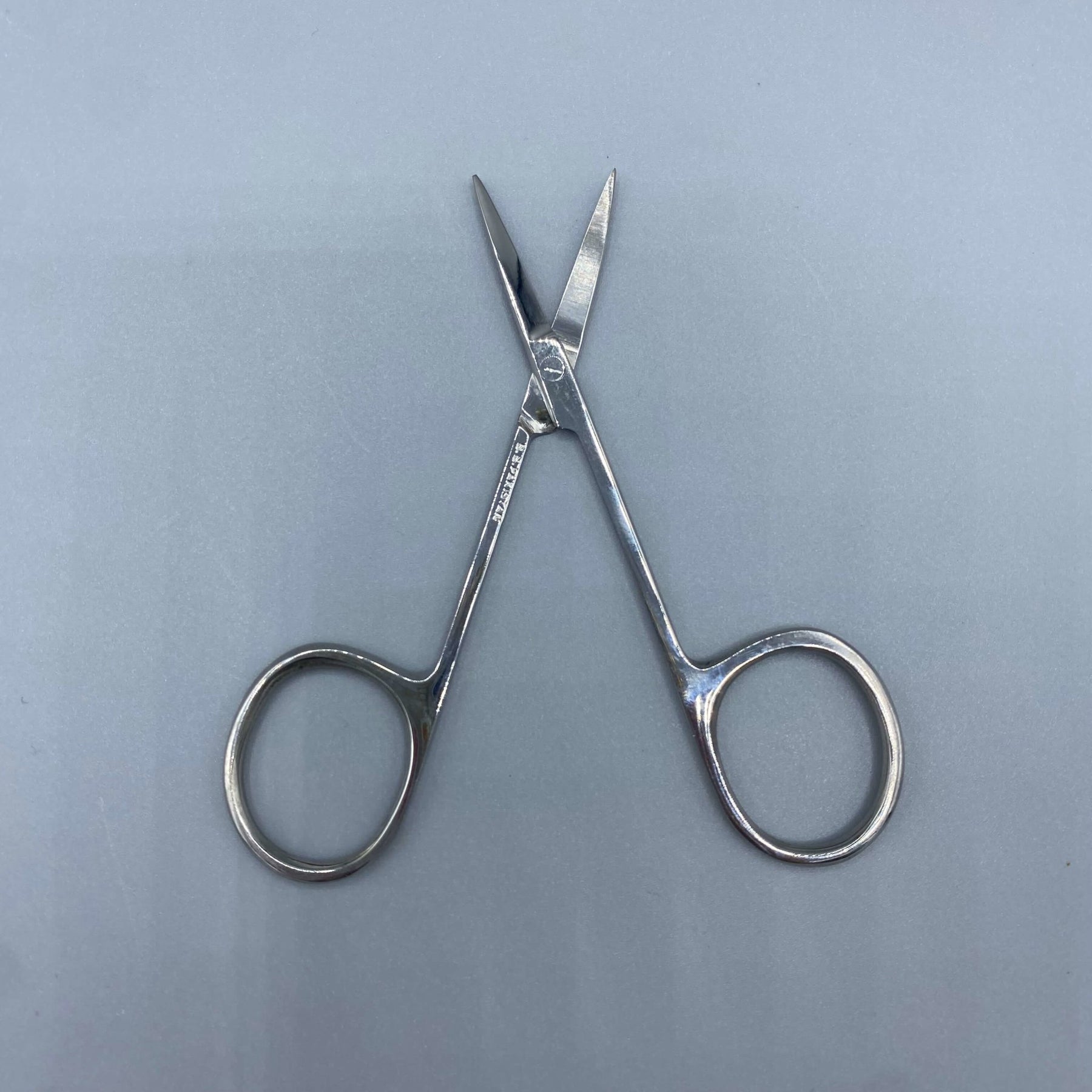 Crown Scissor Straight