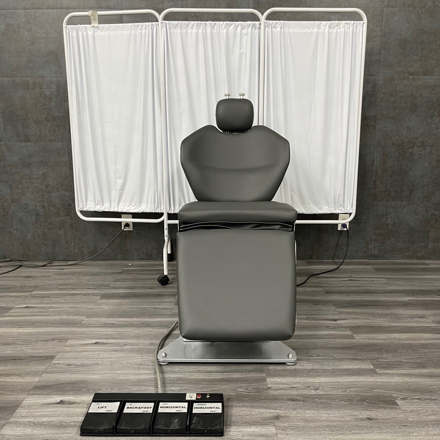 Dexta XYZ Procedure chair