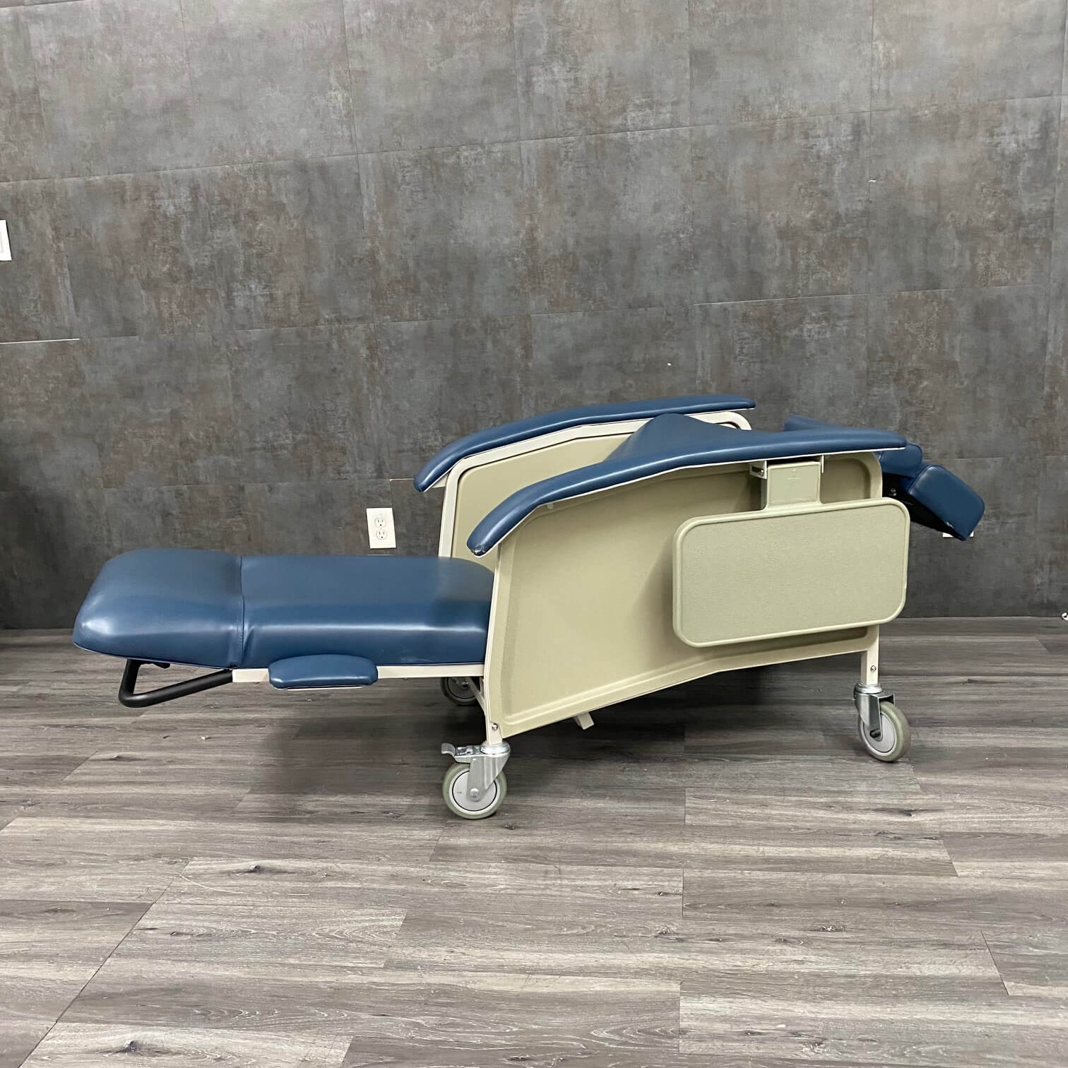 Drive D577-BR Clinical Geri Chair Recliner