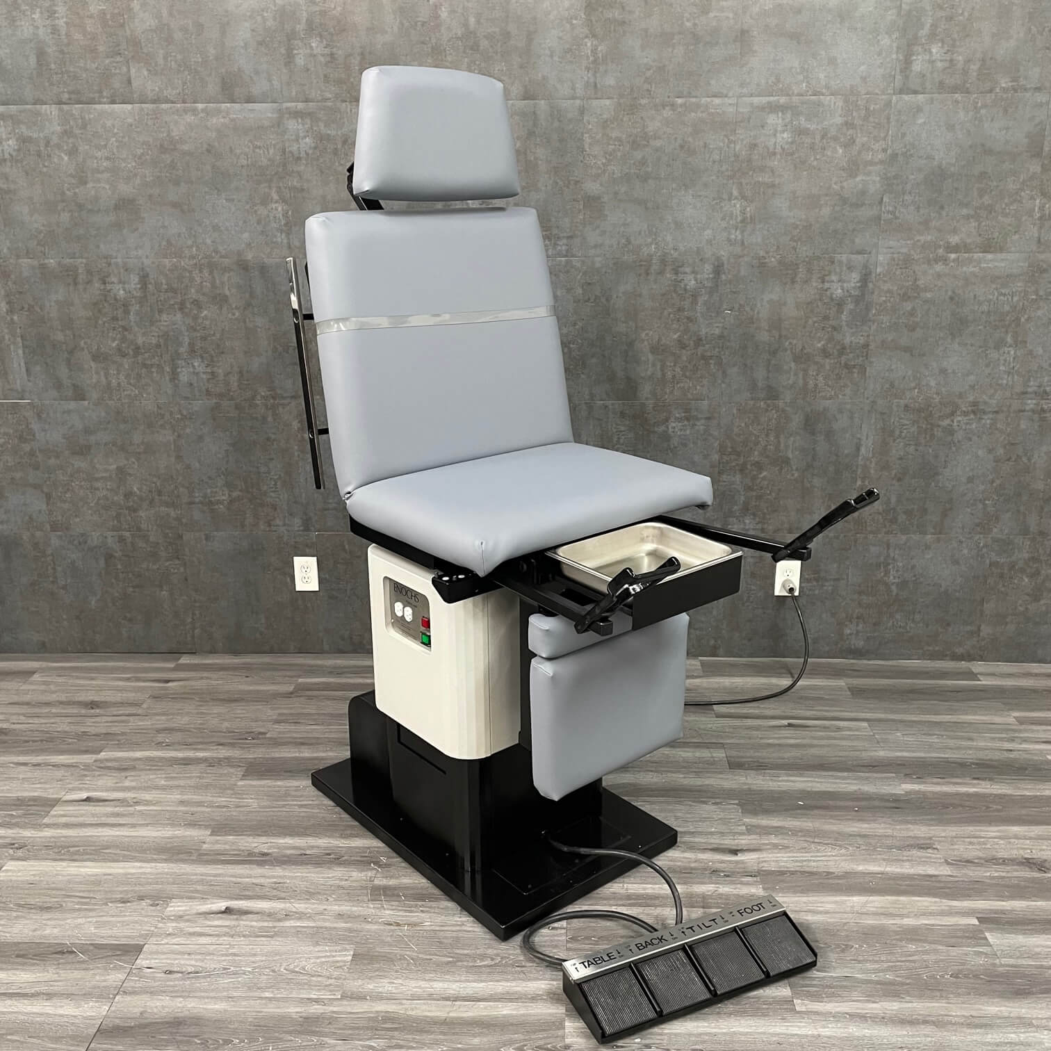 ENOCHS Power 6000 Procedure Chair